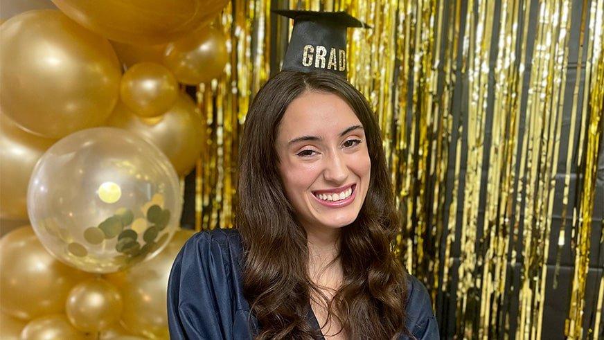 10 Graduation Party Game Ideas to Make Your Party Fun | Party City