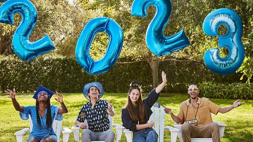 15 Alternative Ways to Celebrate Graduation | Party City