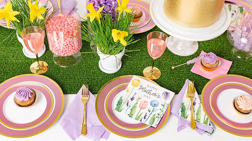 Make this Mother’s Day Special with These 12 Creative Brunch Decor ...