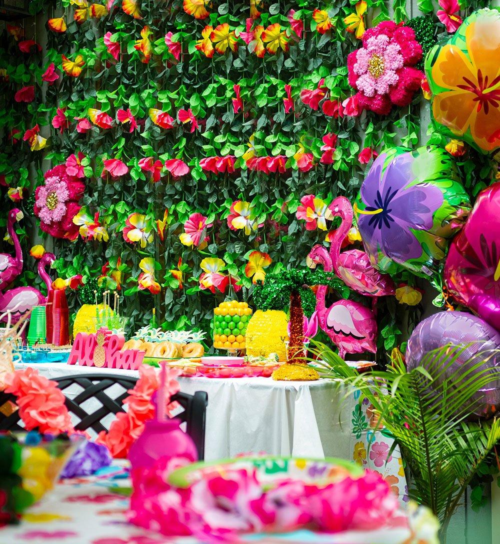 20 Summer Party Theme Ideas | Party City