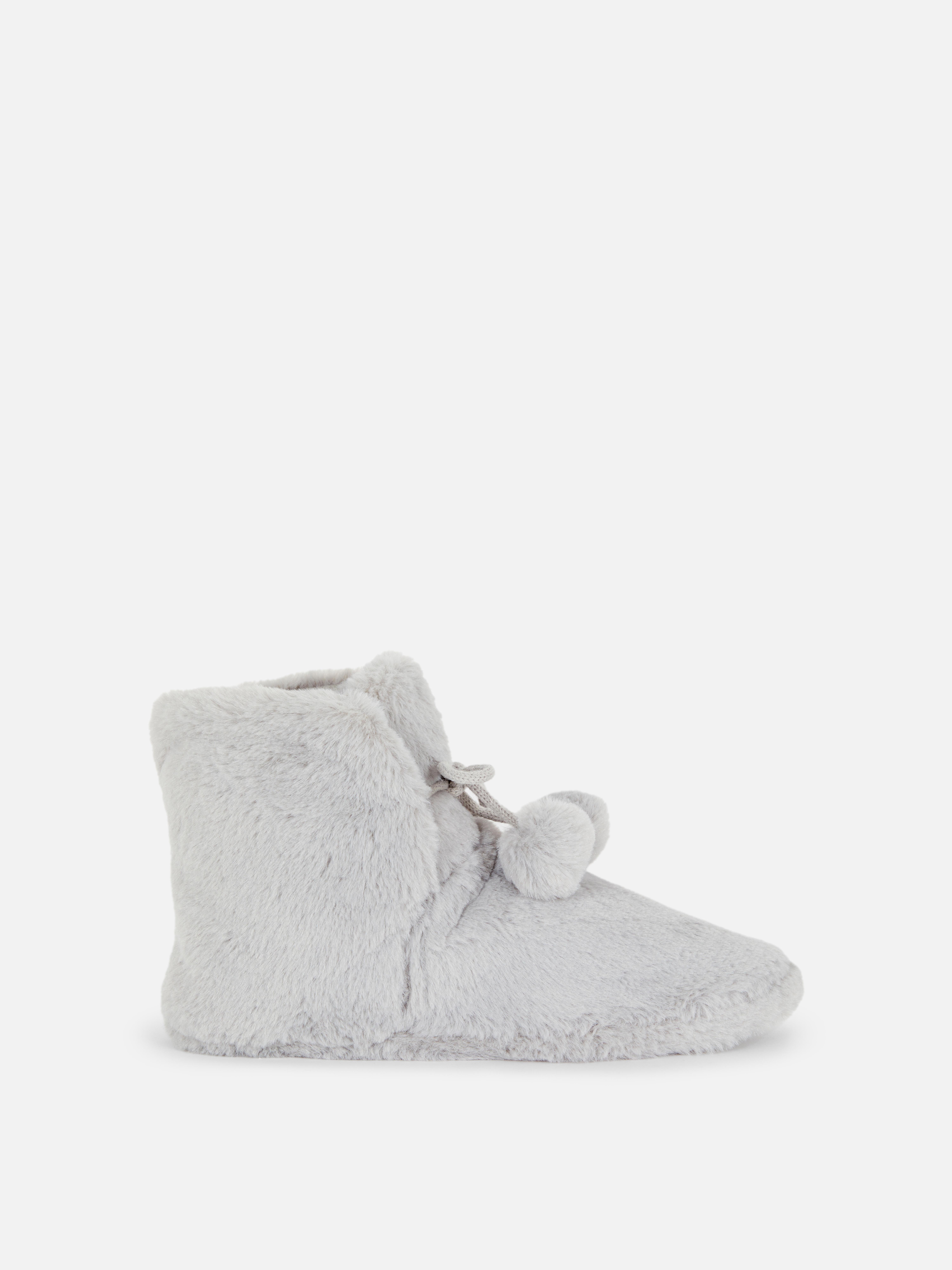 Women's Slippers | Fluffy, Boots & Mule Slippers | Primark