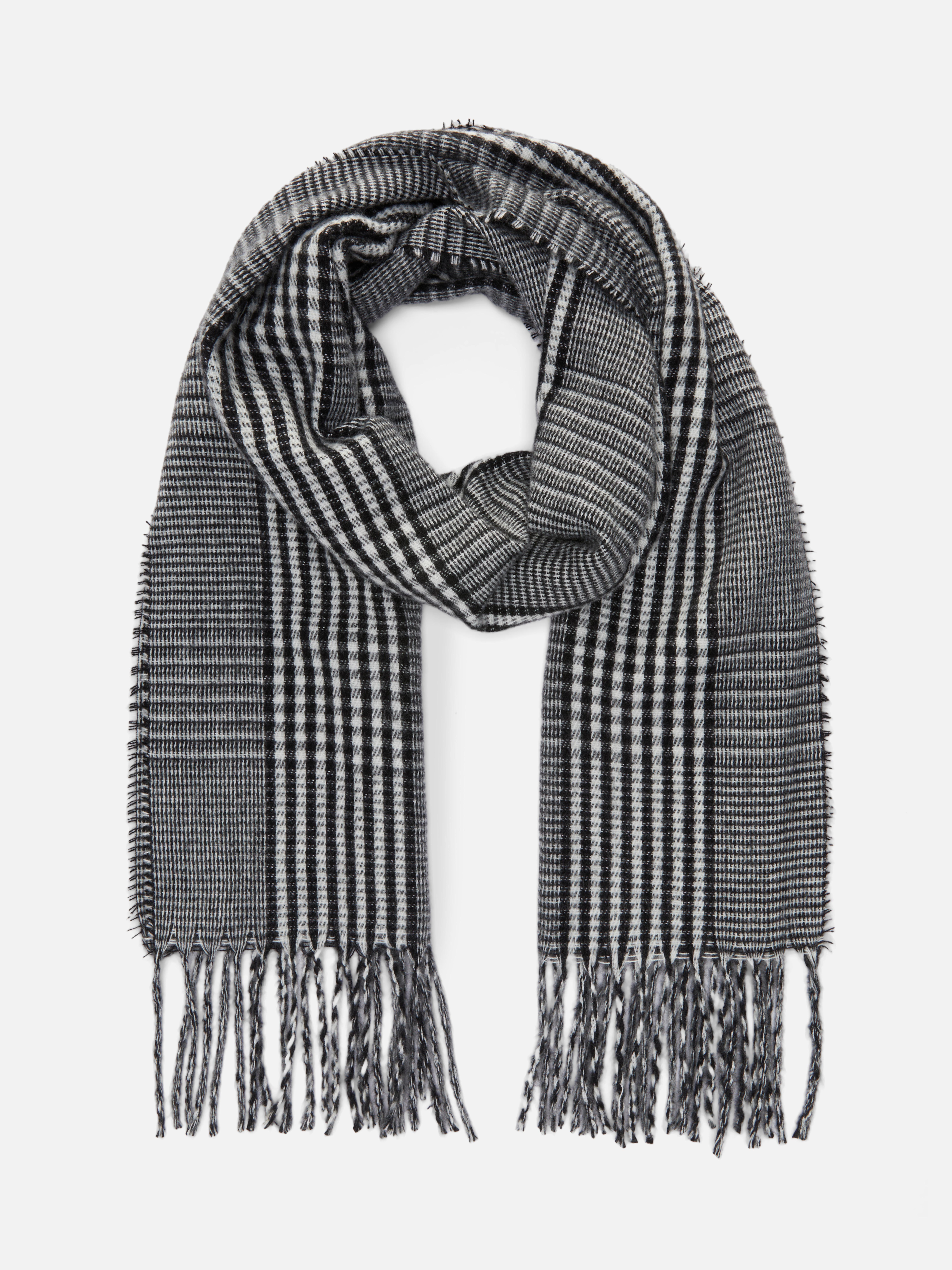 Scarves primark store