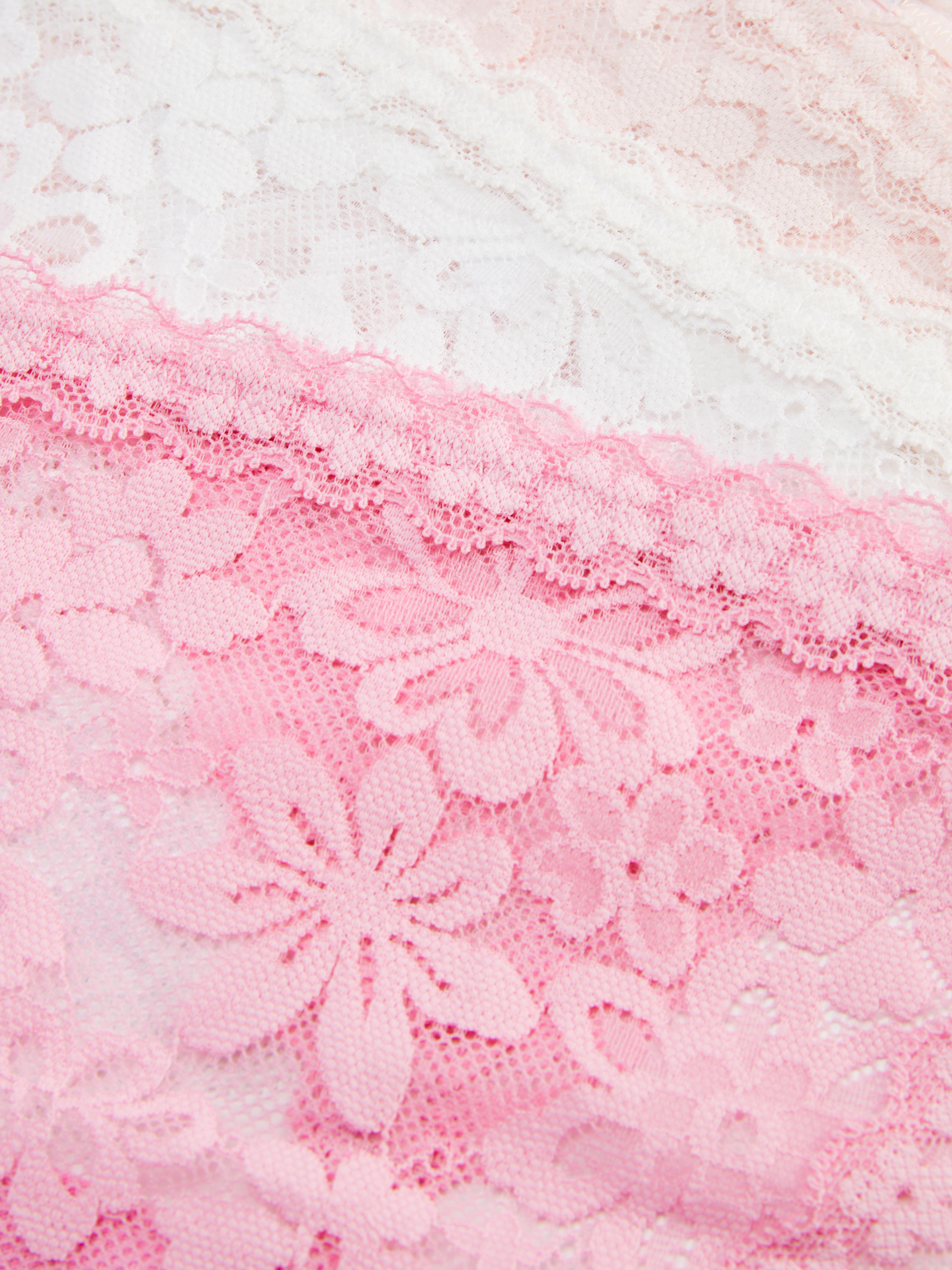Pack 3 tangas fio dental renda - Rosa-claro - Mulher | Primark Pack 3 tangas fio dental renda - Rosa-claro - Mulher | Primark
