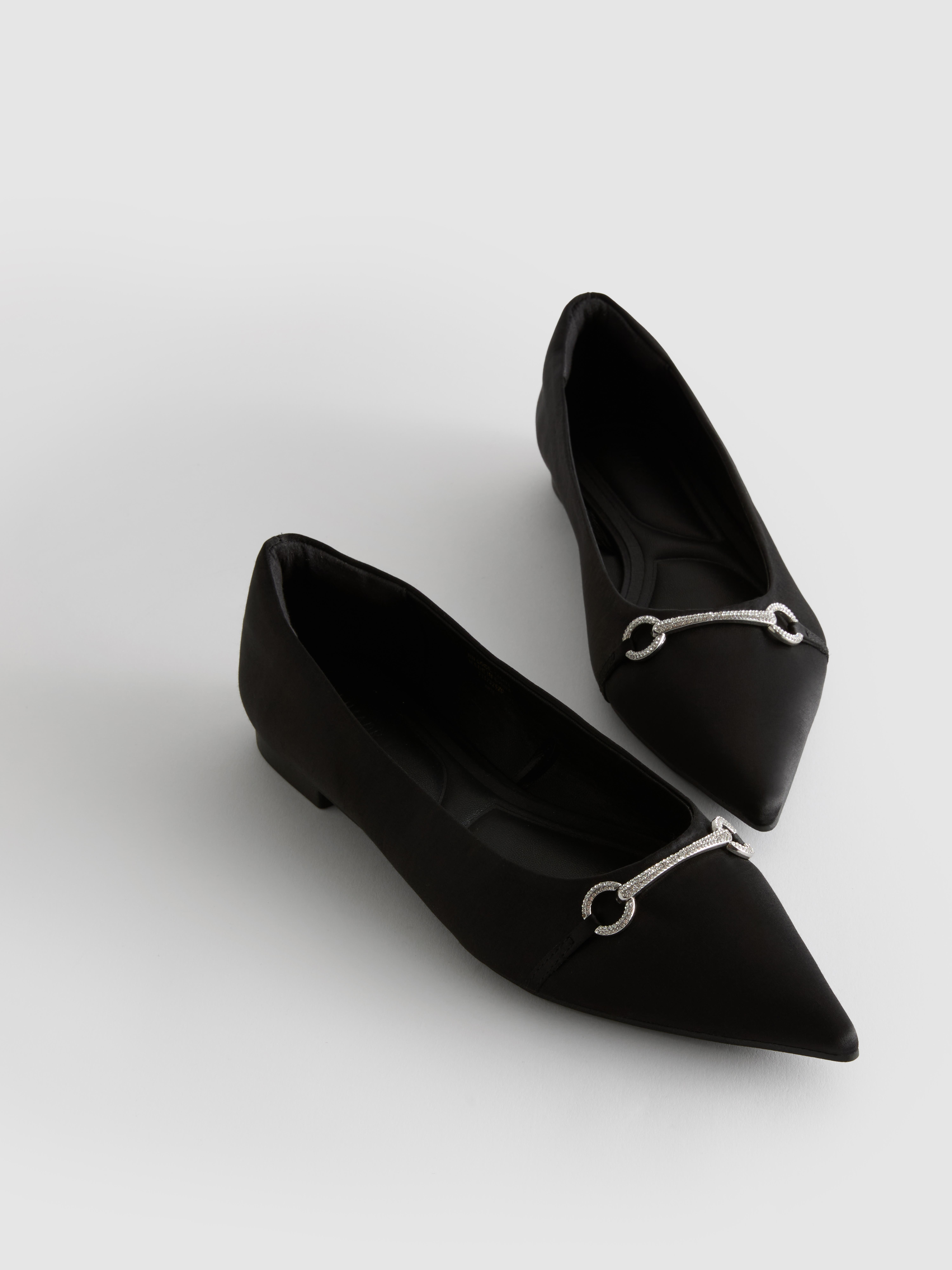 Ballerines pointues à mors - Noir - Femme | Primark