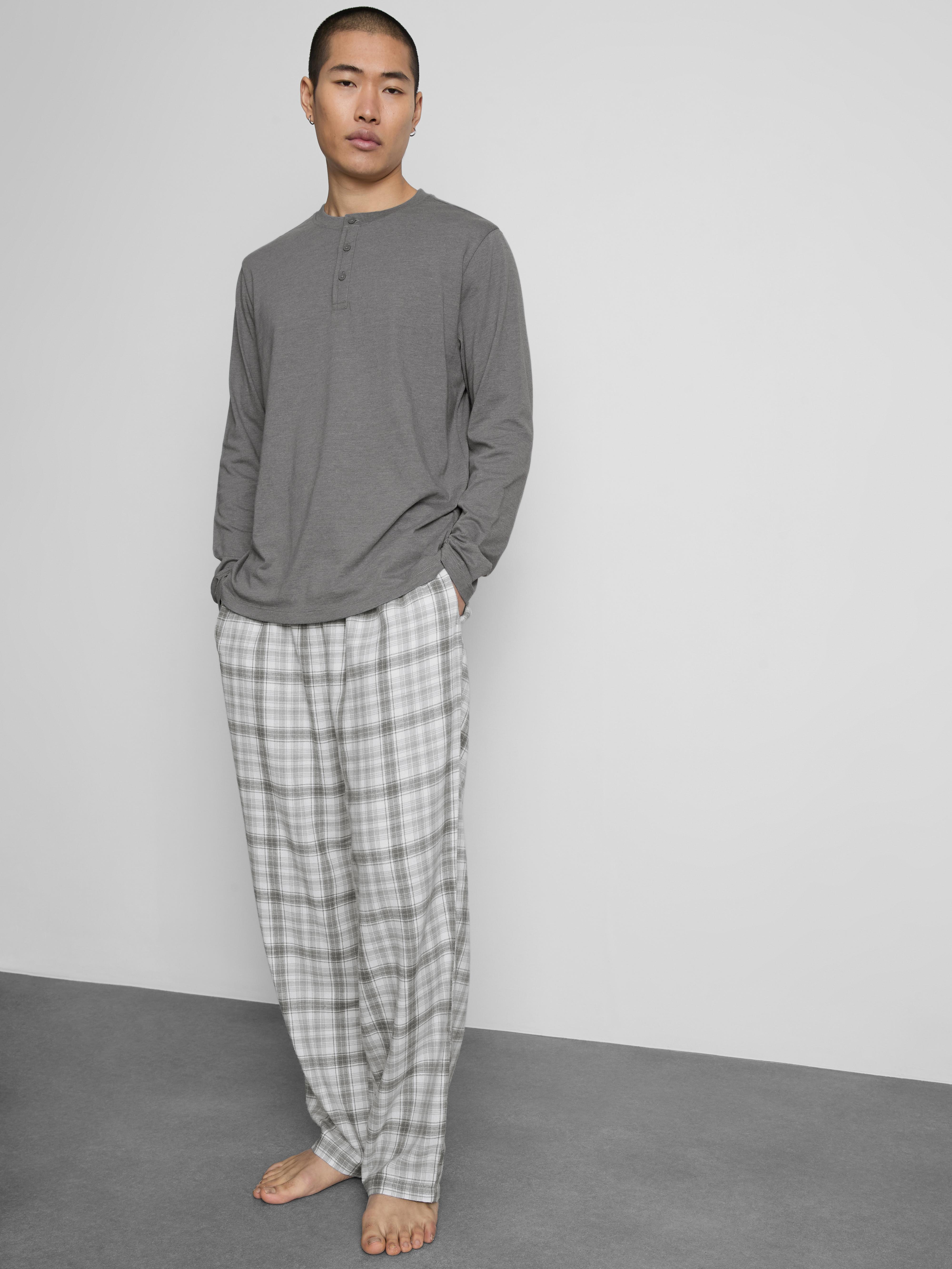 Men's Pyjamas | Pyjama Sets, Bottoms & Shorts | Primark UK