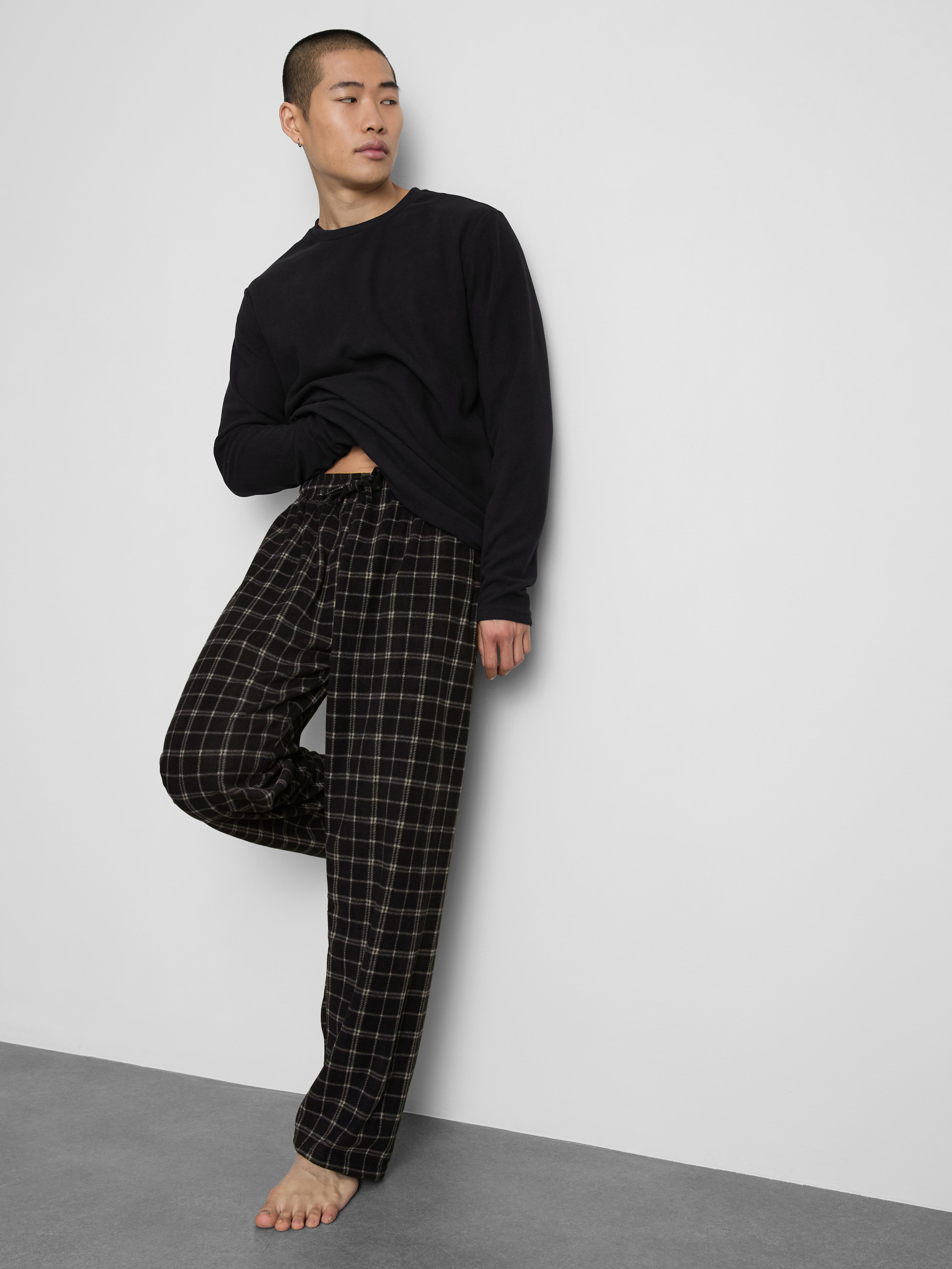 Men's Long Sleeve Pyjama Sets | Long PJs | Primark UK