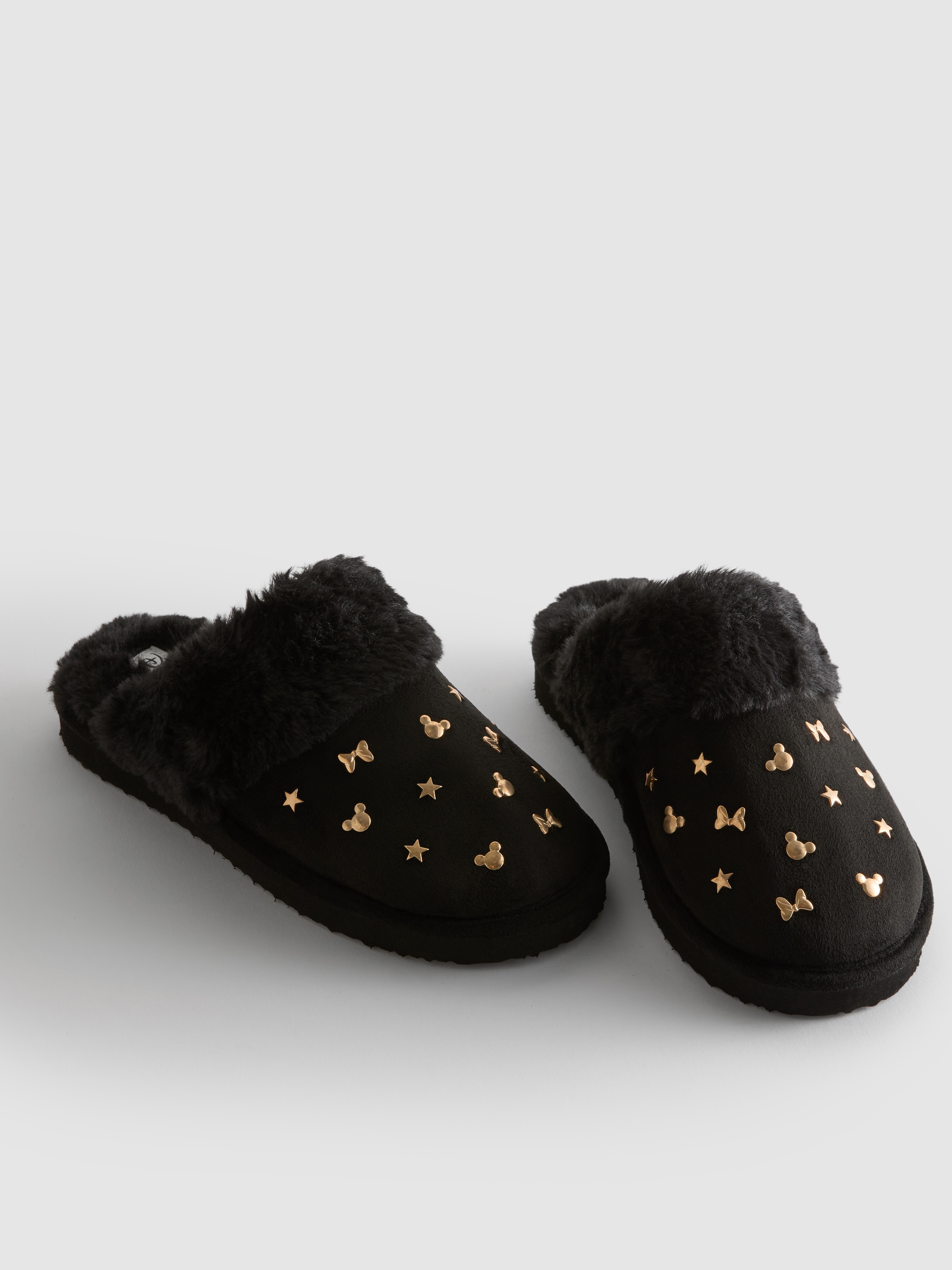 Shop Slippers | Fluffy & Mule Women's Slippers | Primark UK
