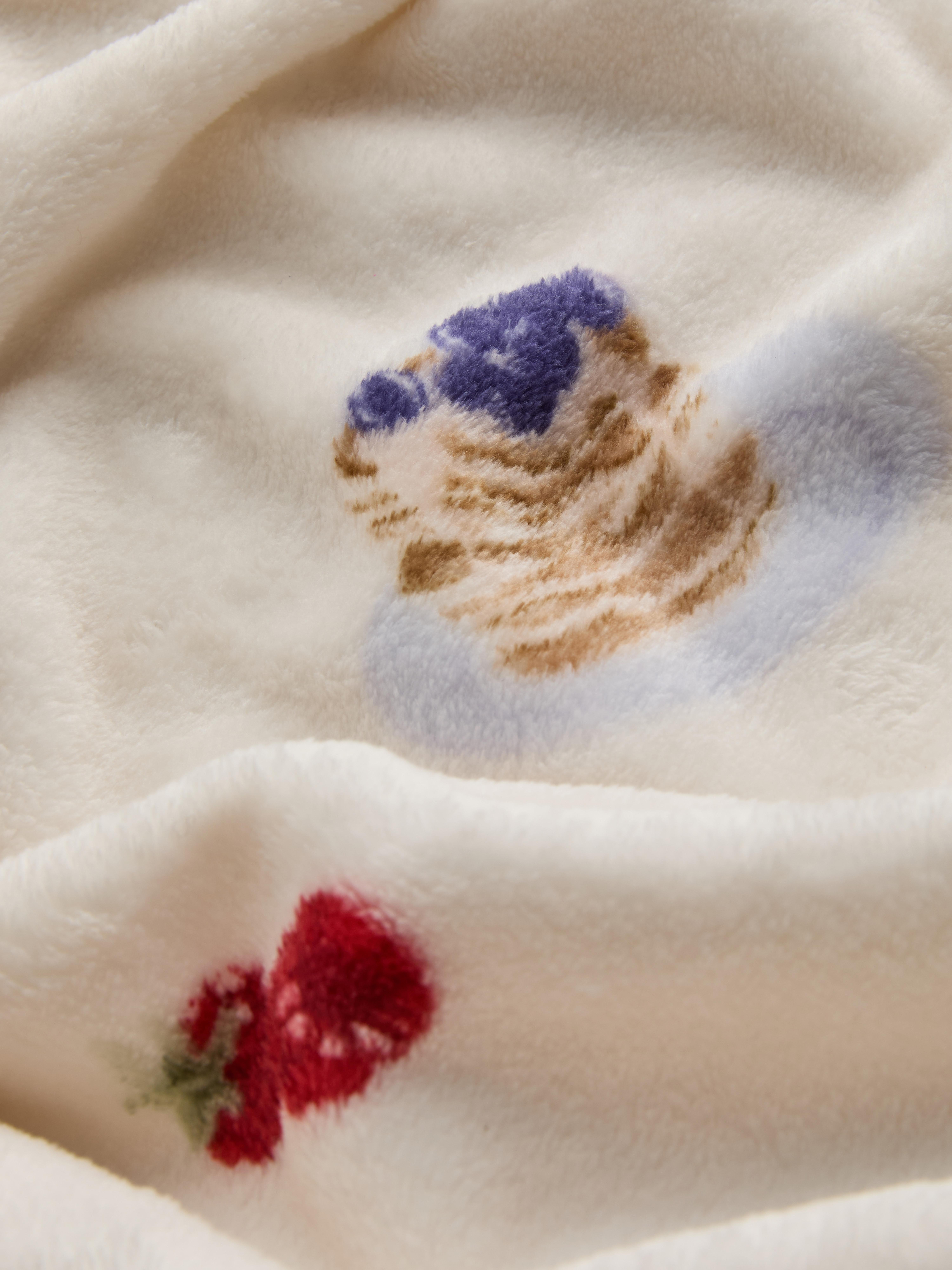 Cream Breakfast Club Throw | Primark