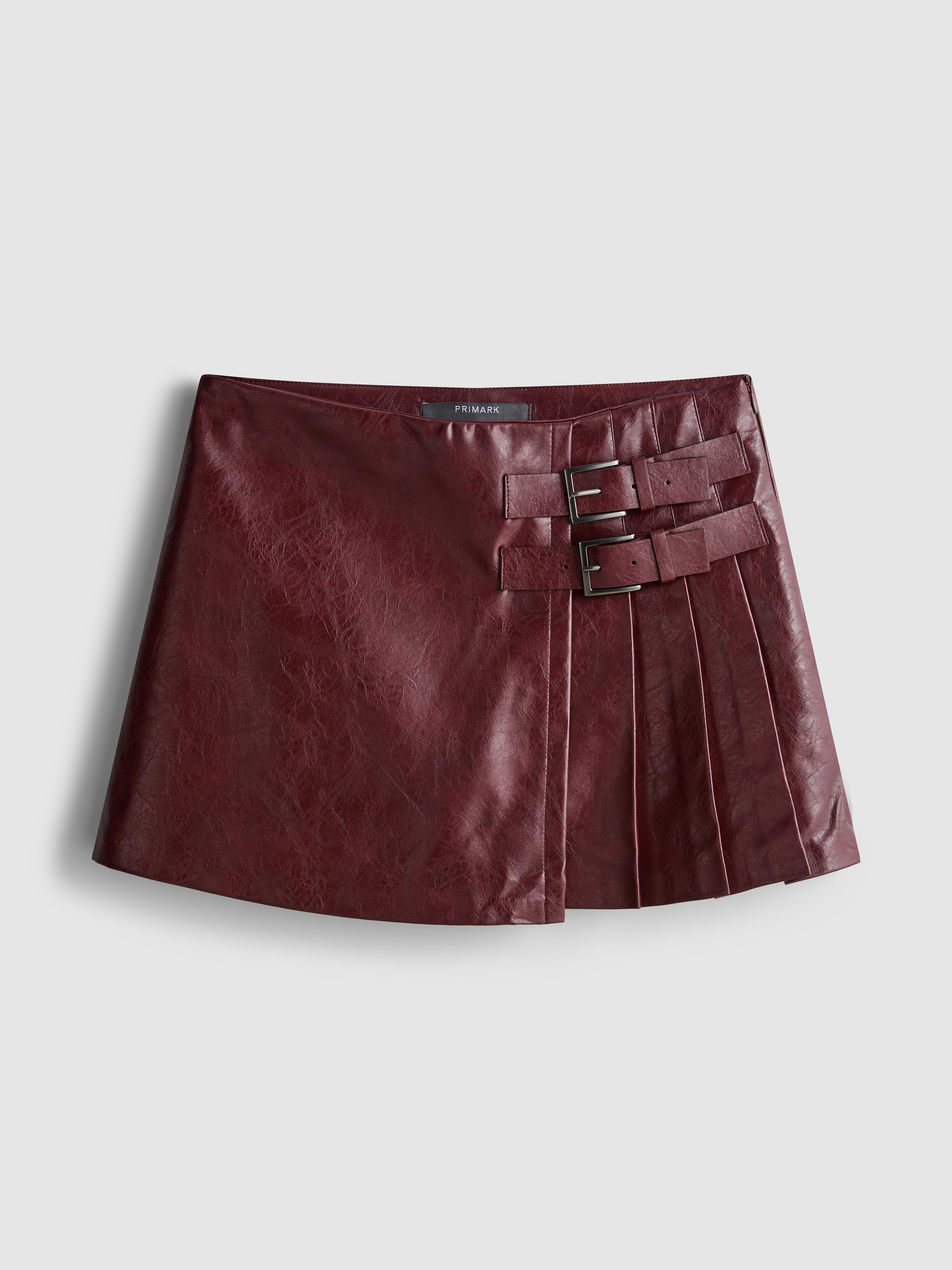 Ladies' Mini Skirts | Short Skirts | Pleated & Black | Primark UK