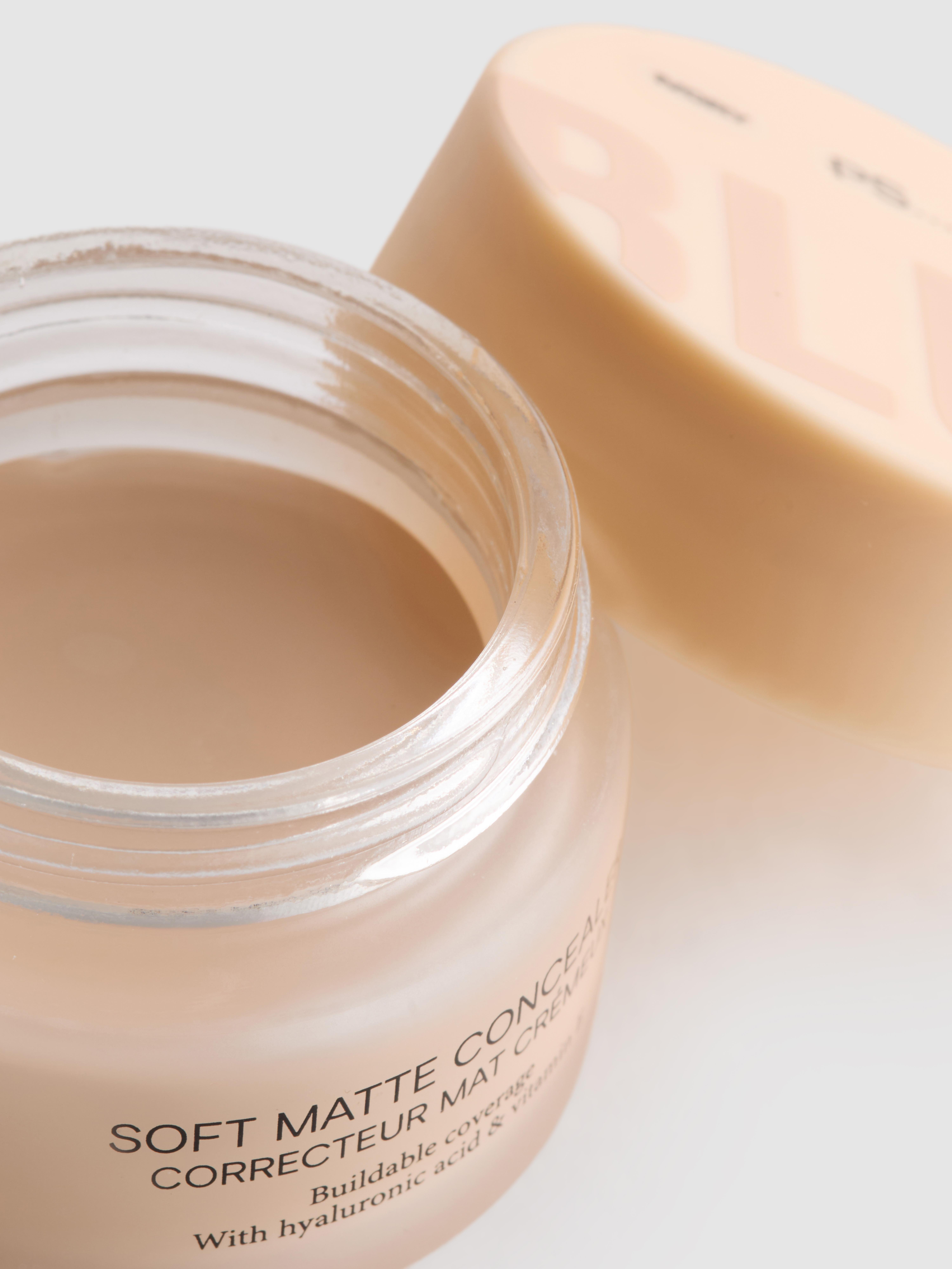 Ivory PS... Blur Concealer | Primark