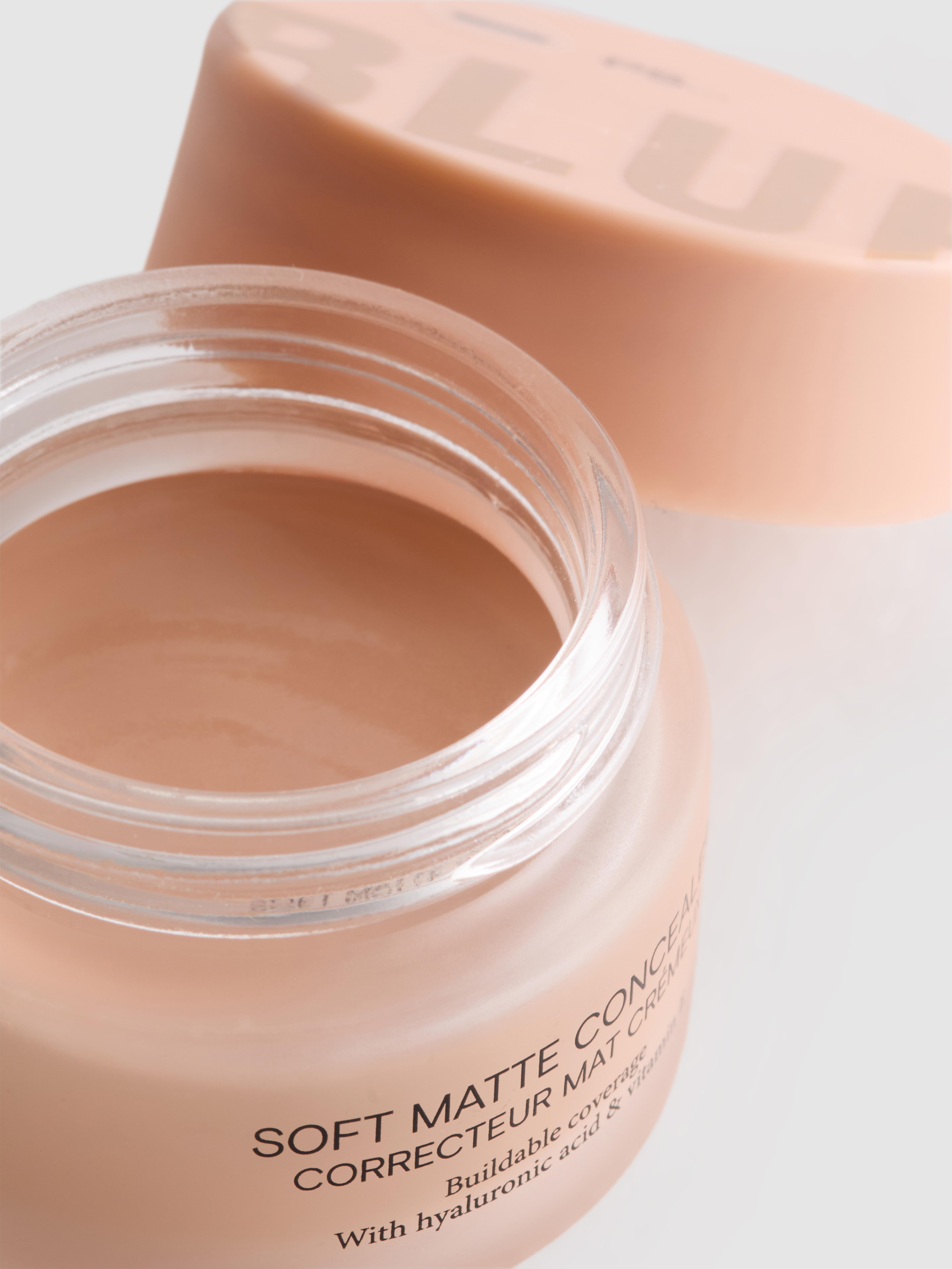 Corretor efeito esbatido PS... - Bege | Primark