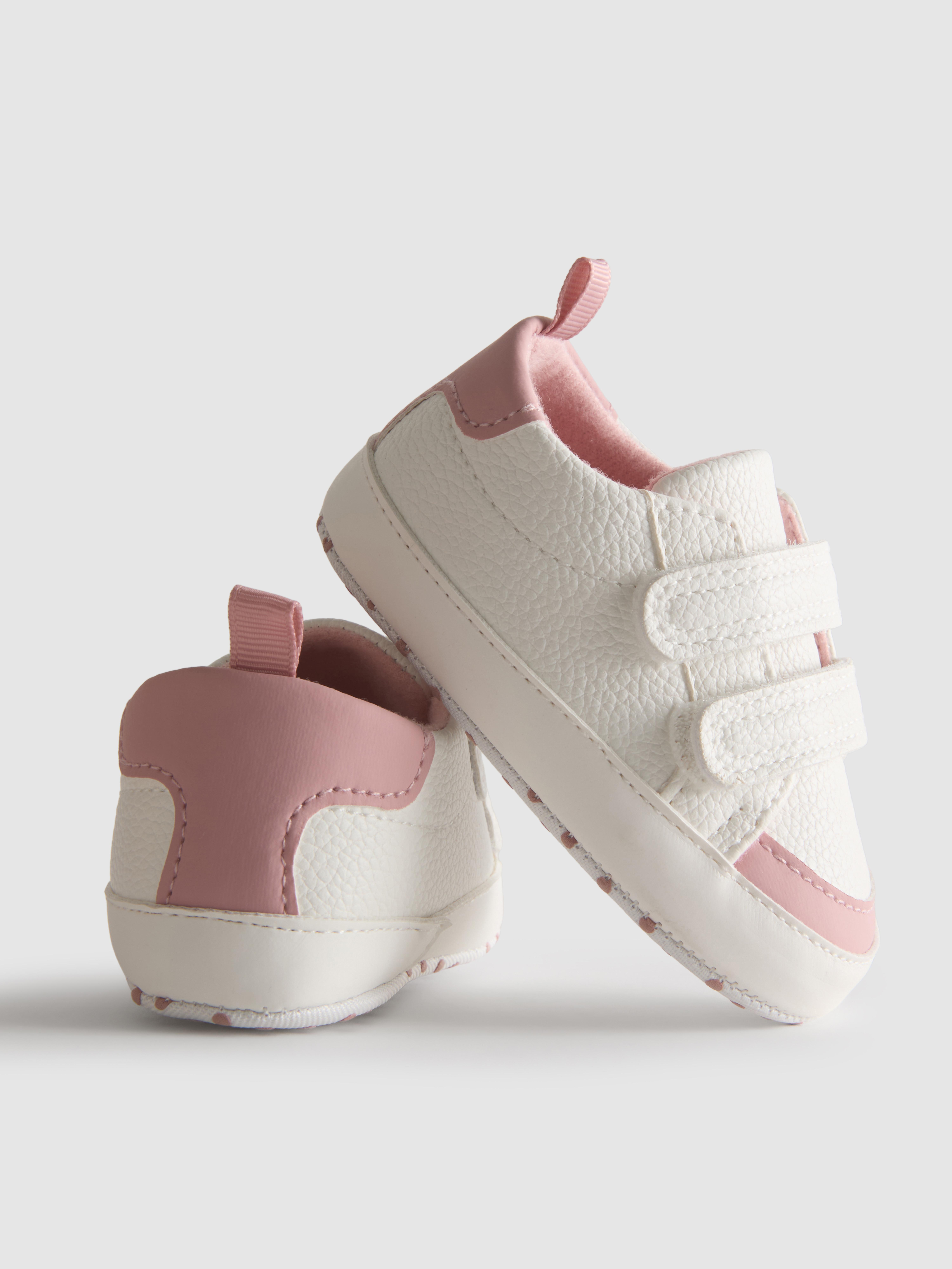 Baby Girls Light Pink 0-18mths | Newborn Low-Top Trainers | Primark