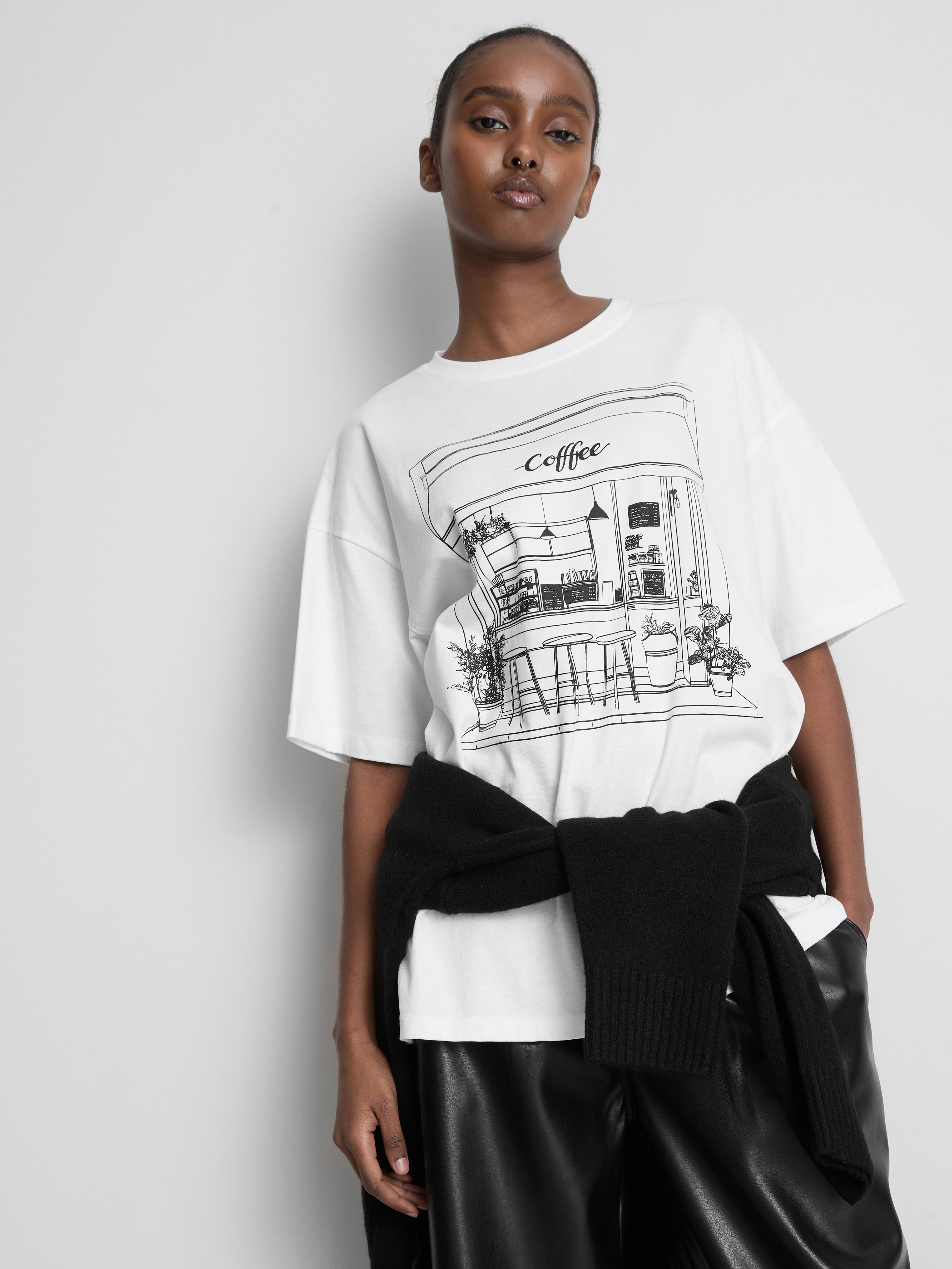 Women's White Relaxed Cotton Graphic Tee | Penneys