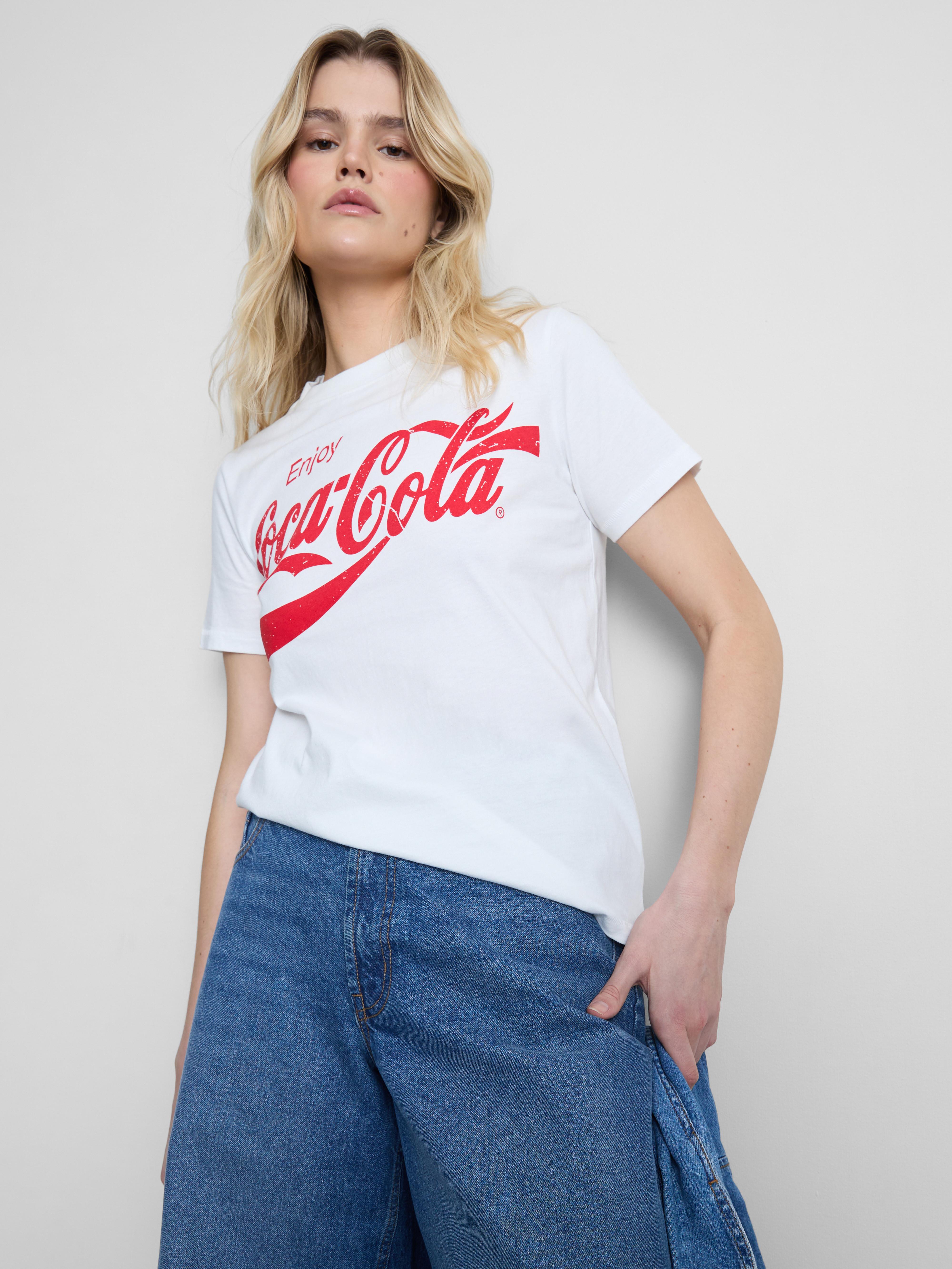 Womens White Coca Cola Relaxed Graphic Tee | Primark
