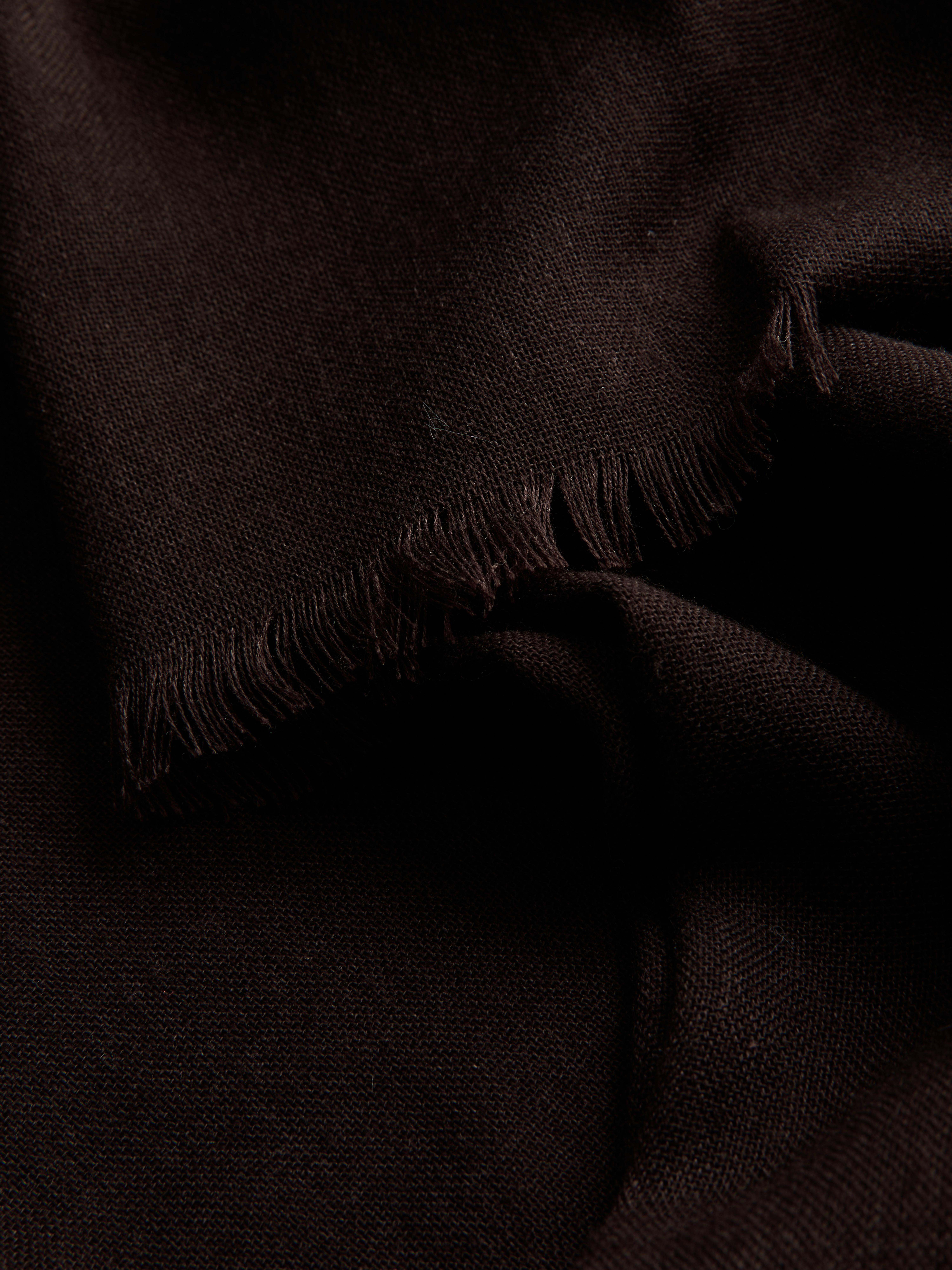Womens Chocolate Midweight Frayed Edge Scarf | Primark
