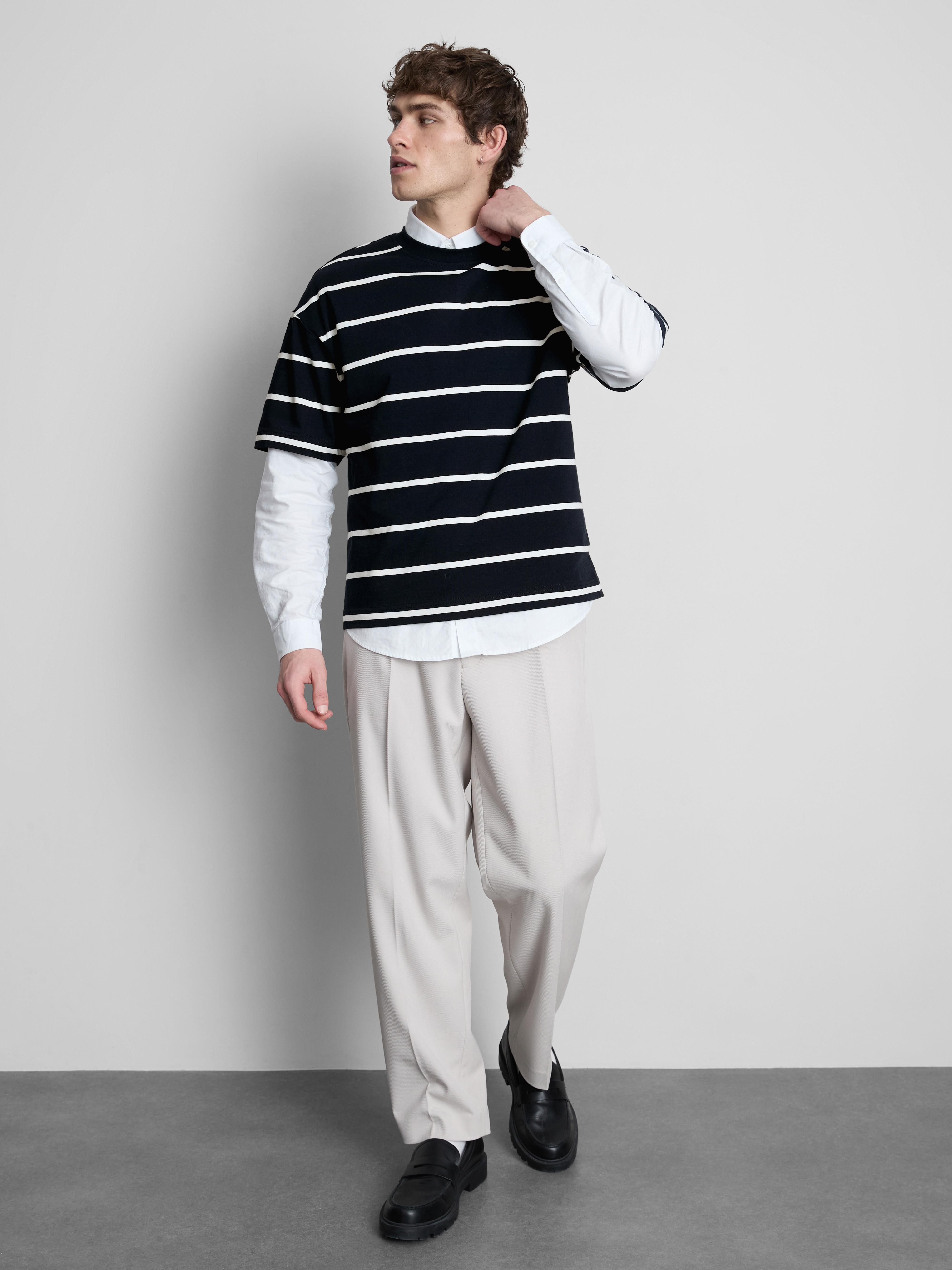 T-shirt rayé à manches courtes - Bleu marine - Homme | Primark