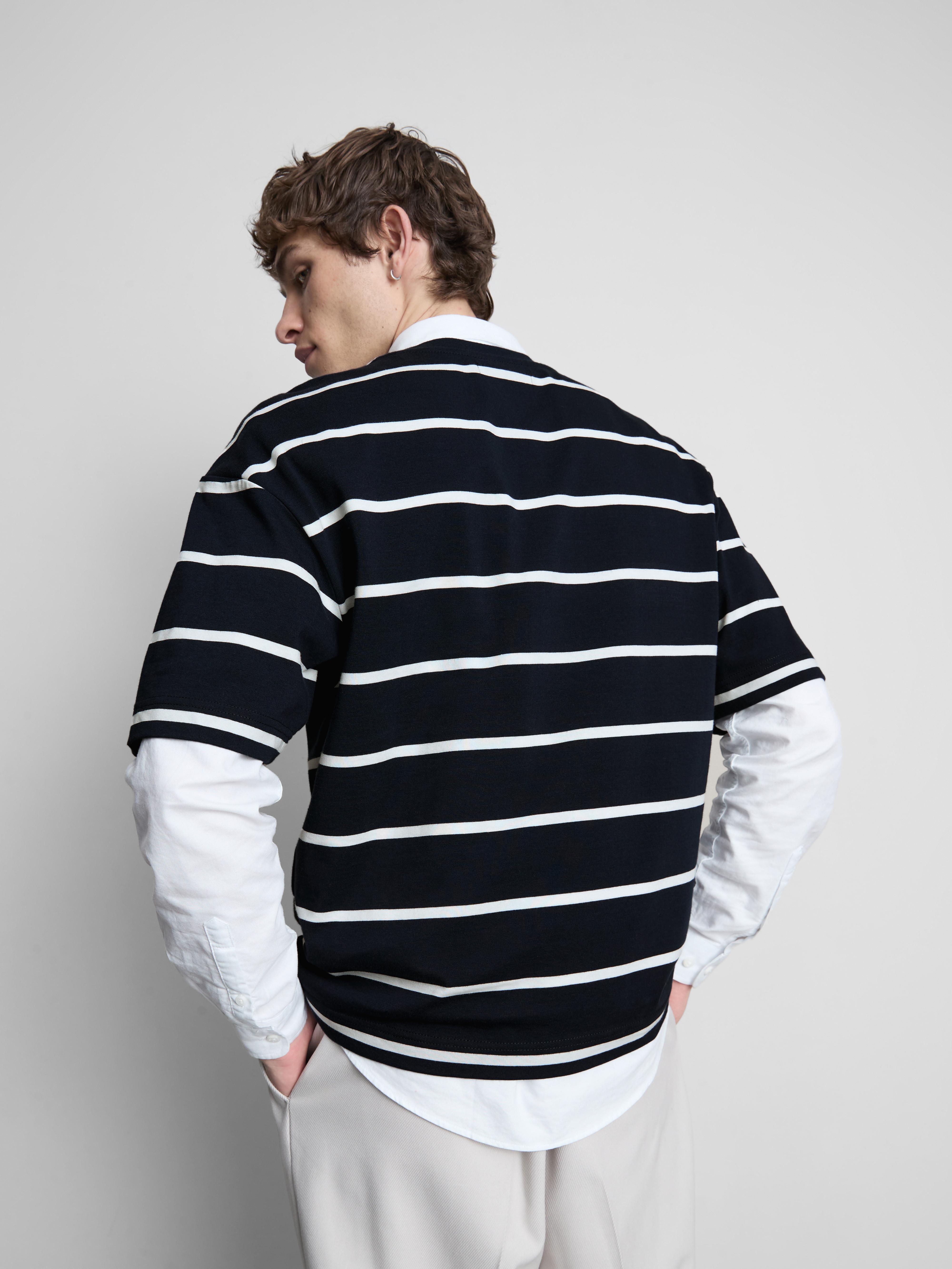 T-shirt rayé à manches courtes - Bleu marine - Homme | Primark