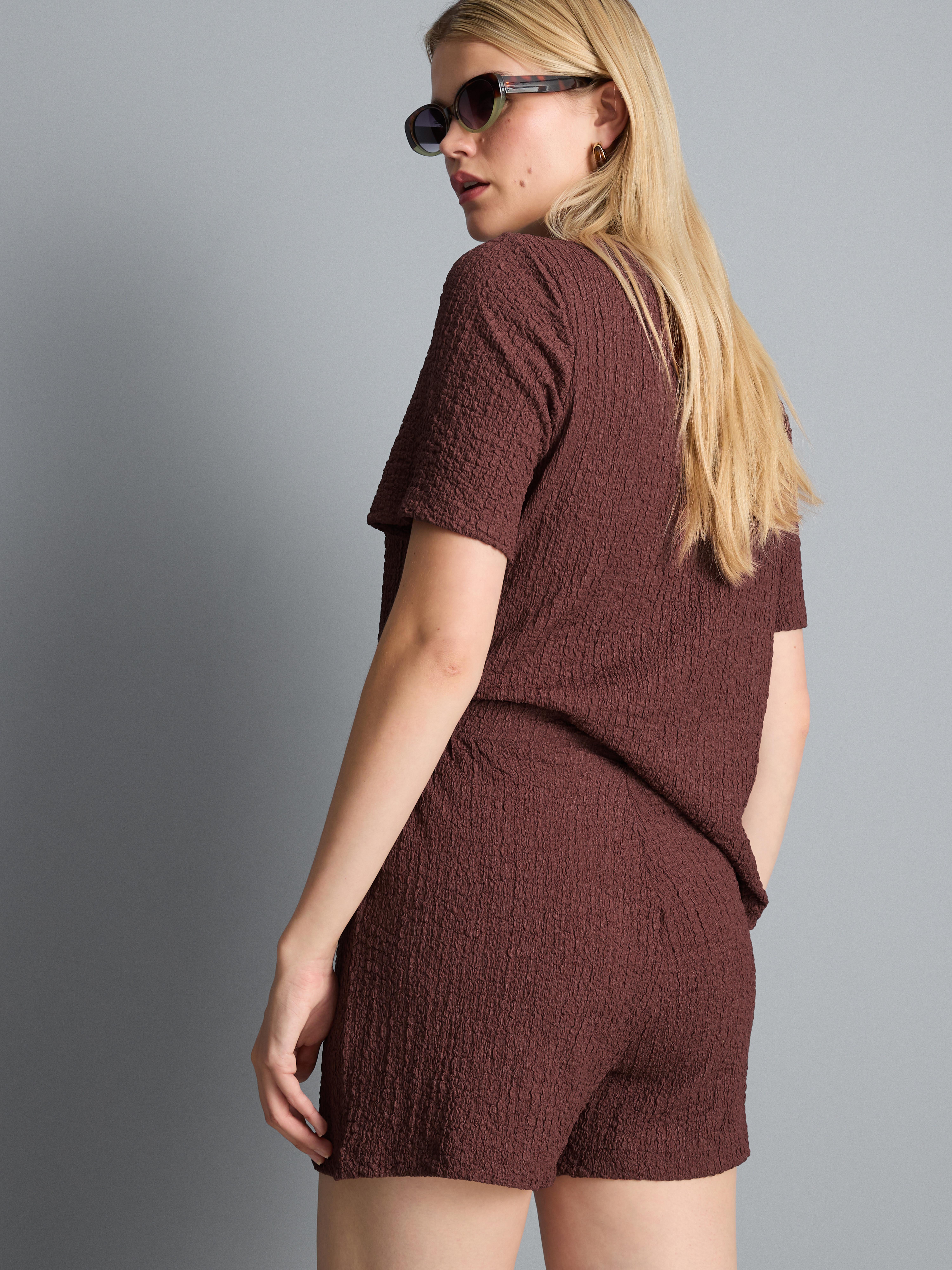 Relaxte short met textuur - Bordeauxrood - Dames | Primark