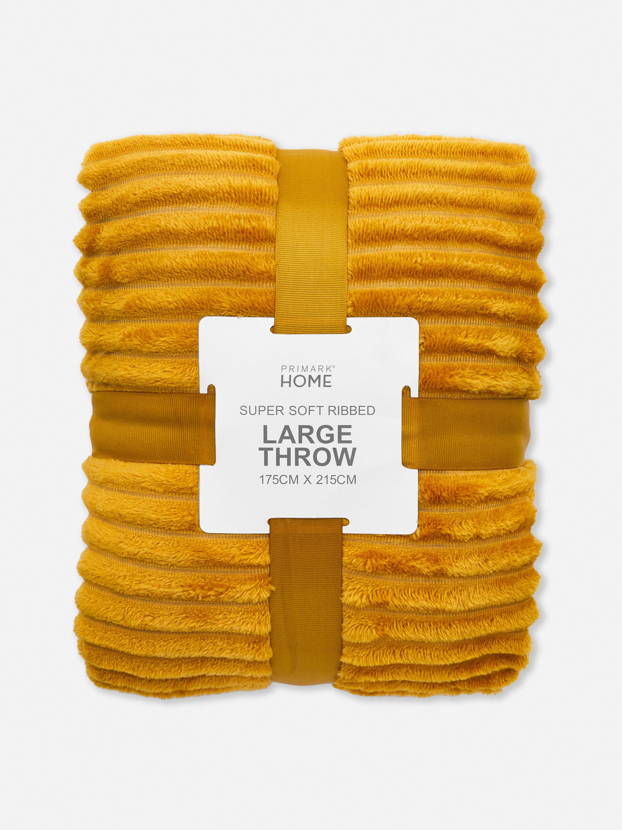 Small Ribbed Throw | Primark