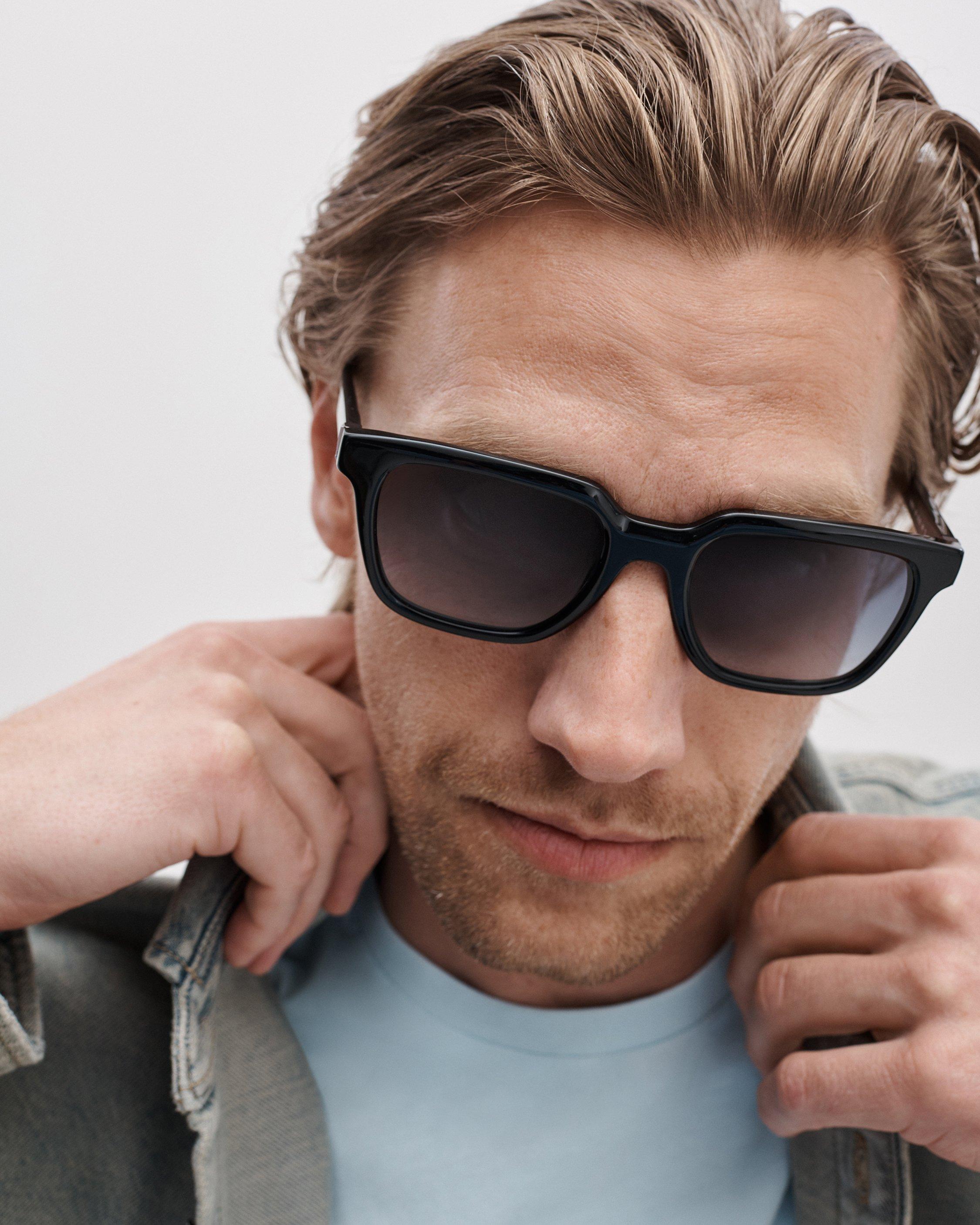 Jason Square Sunglasses - Black | rag & bone