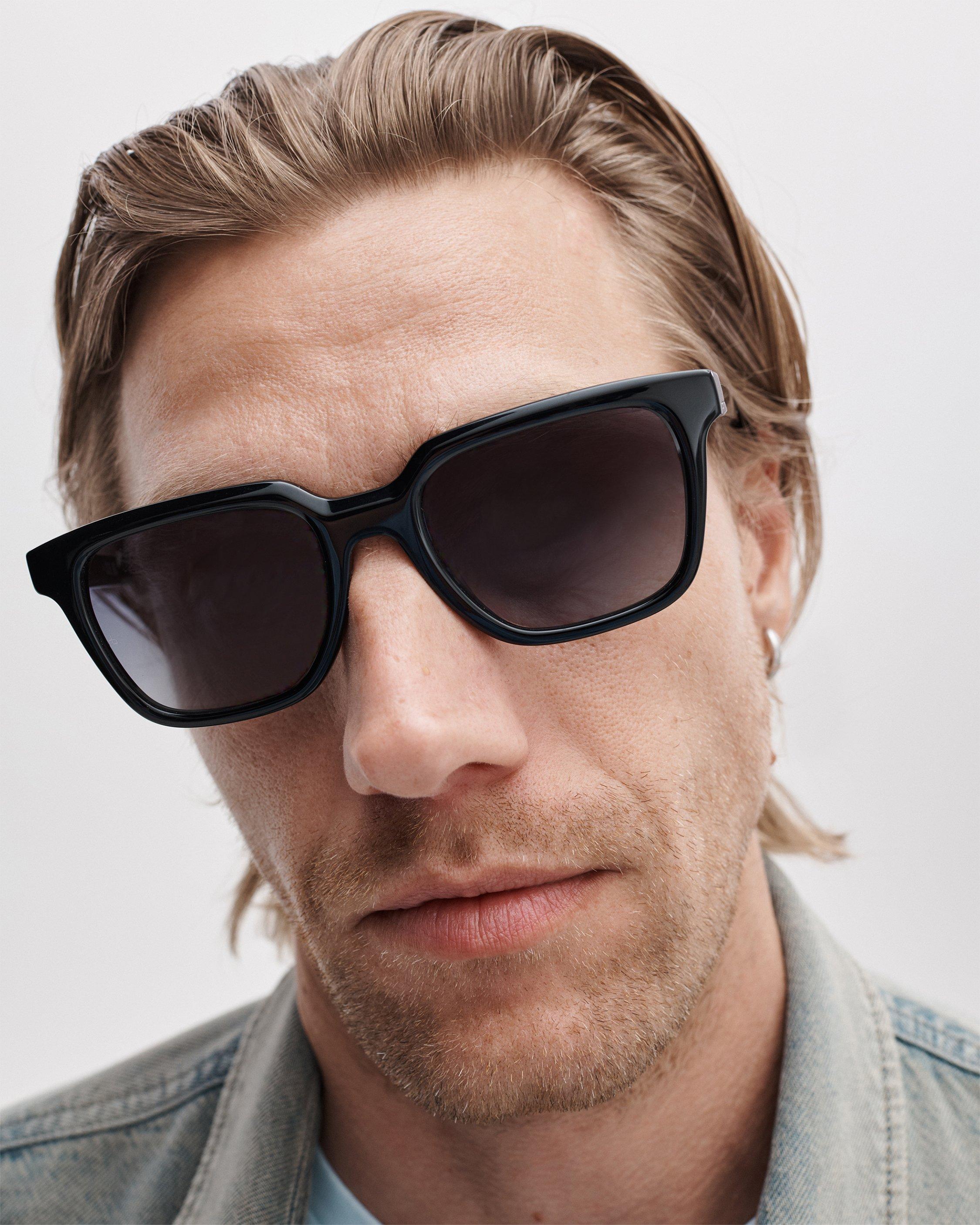 Jason Square Sunglasses - Black | rag & bone