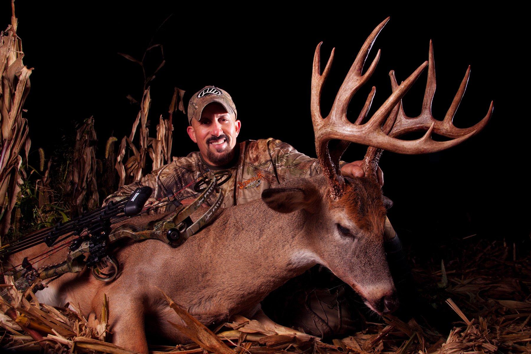 Dan Perez and a Buck Named Busy - Realtree Camo