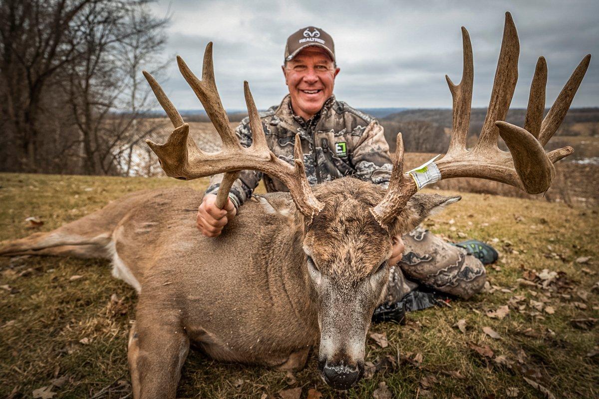 70 Sits for a Drop-Tine Monster - Realtree Camo