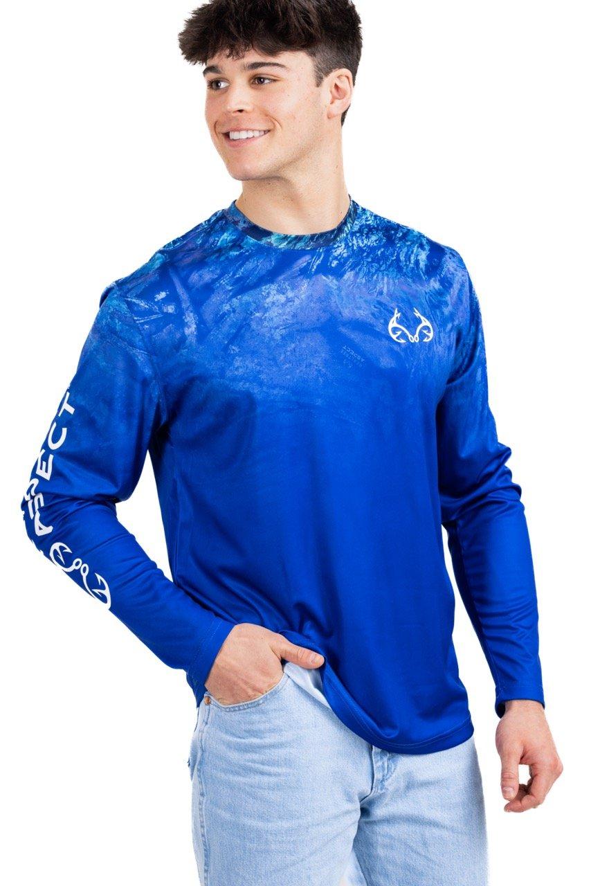 Keep Cool On the Water in the Realtree Fishing Parachute Performance Ocean Blue Men s Shirt Realtree Camo