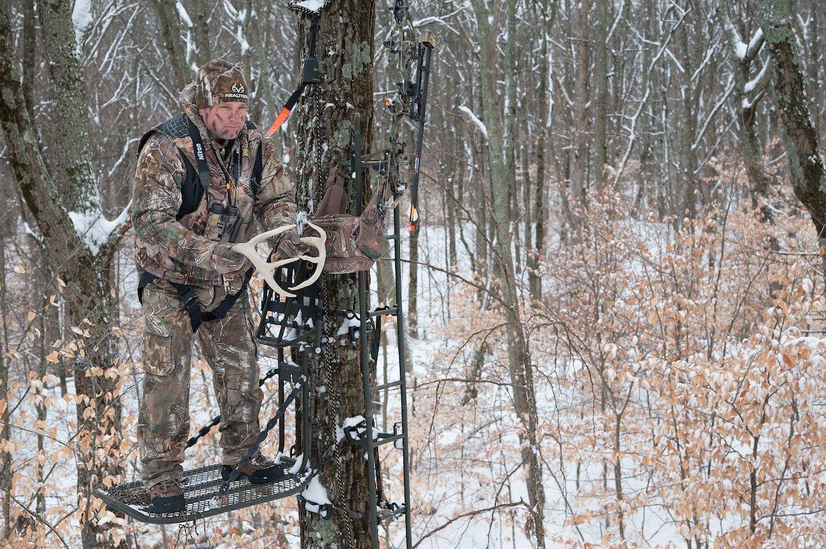 30 Deer Hunting Safety Tips - Realtree Camo