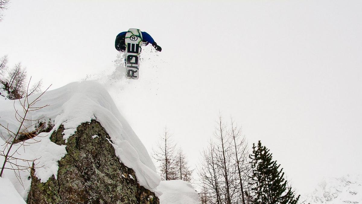 Trapped in the Drift | RIDE Snowboards