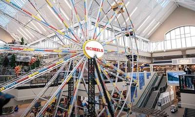 SCHEELS Ferris Wheel