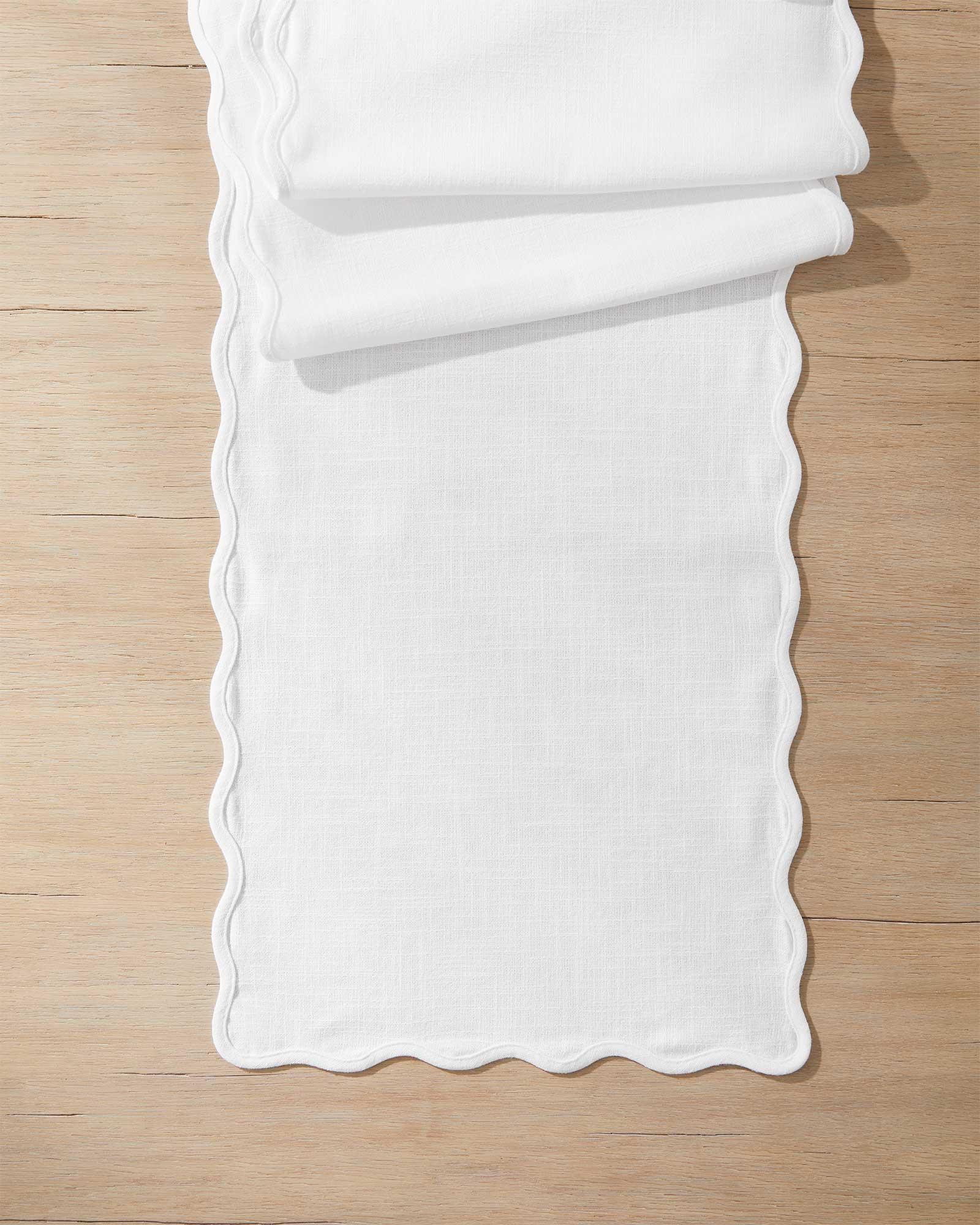 1027015-Table-Linens-Runner-Wave-White-web-x8653
