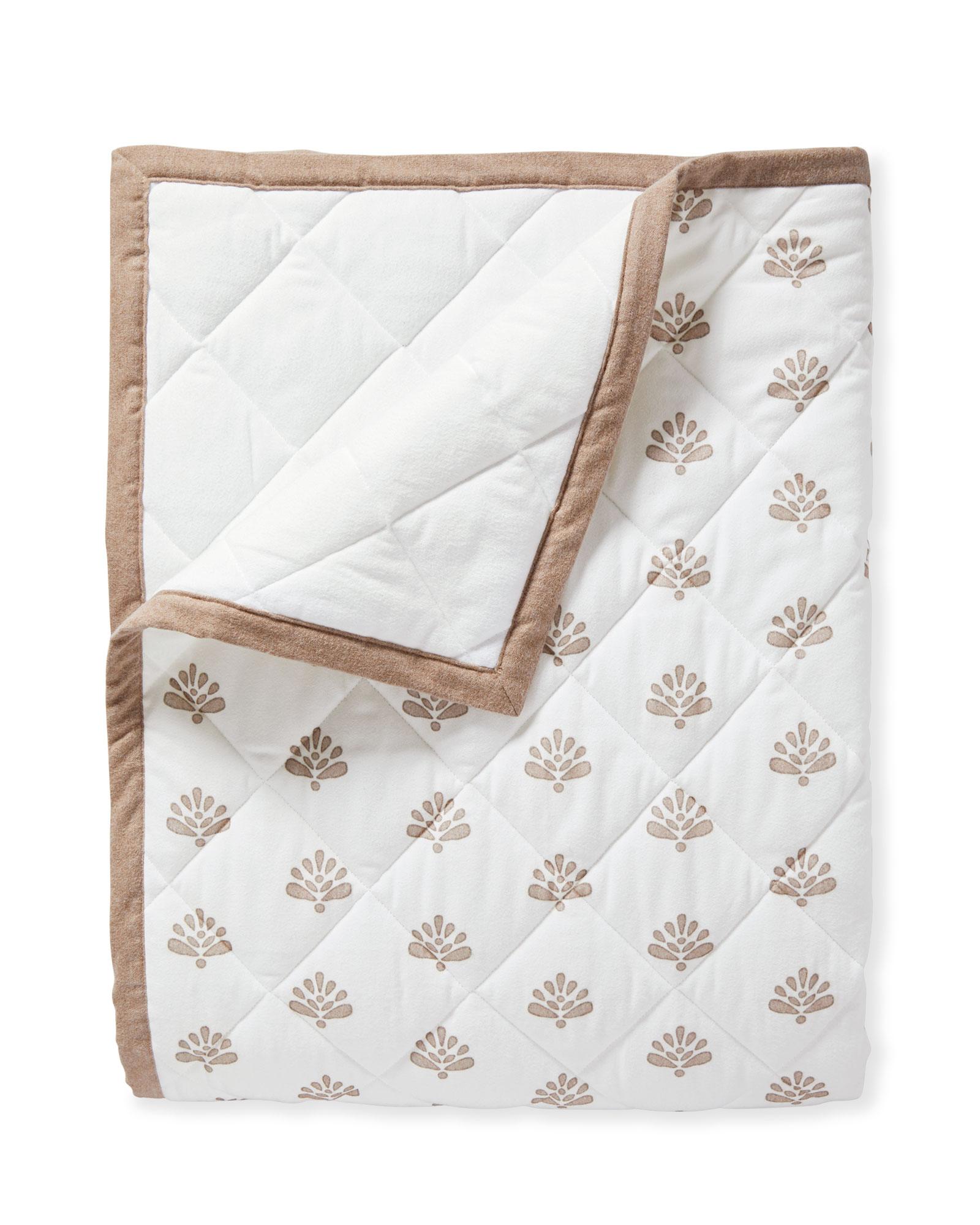 1178512-Quilt-Plume-Flannel-Doe-web-1597-SH