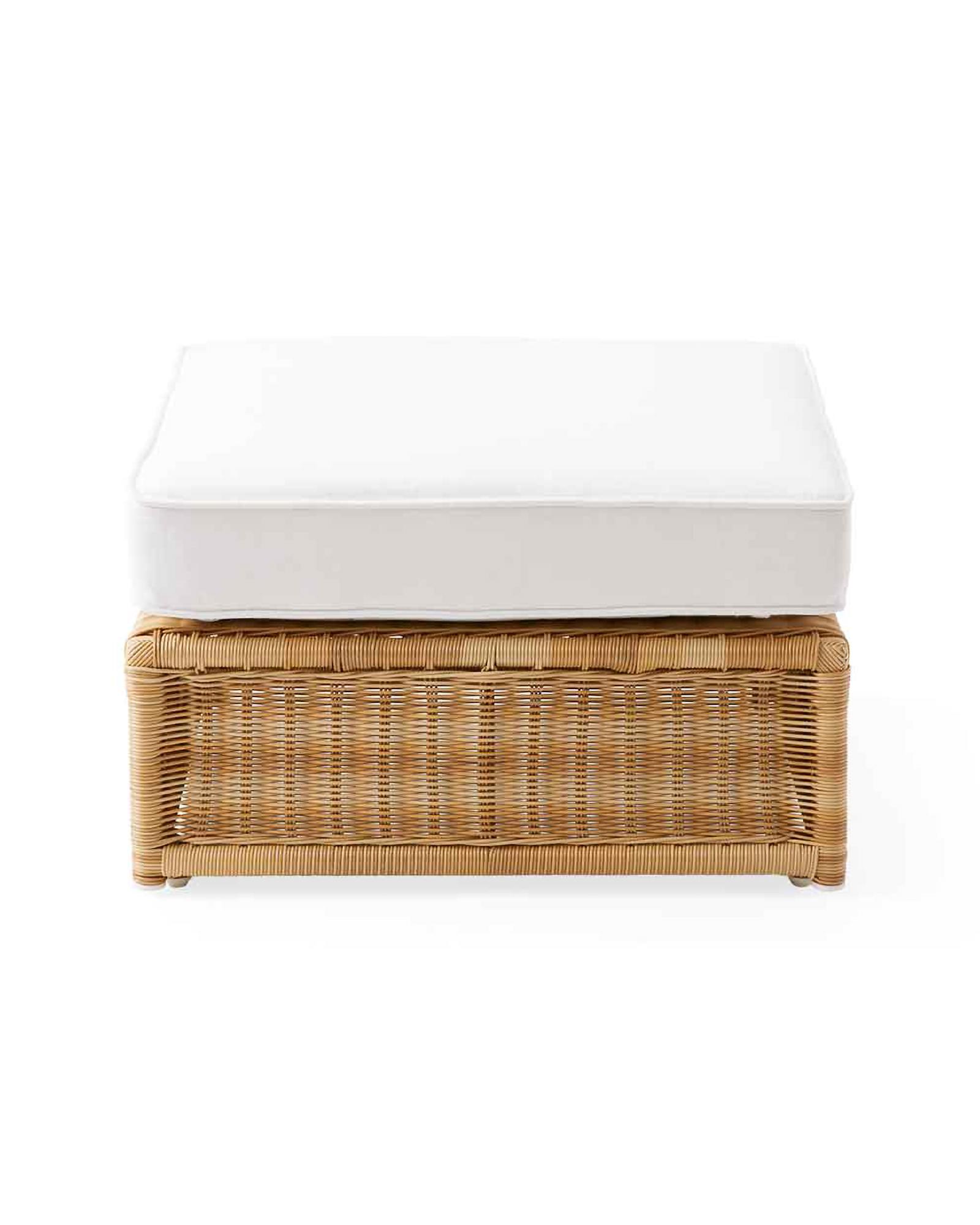 1244123-Outdoor-Ottoman-Pacifica-Light-Dune-web-0345-SH