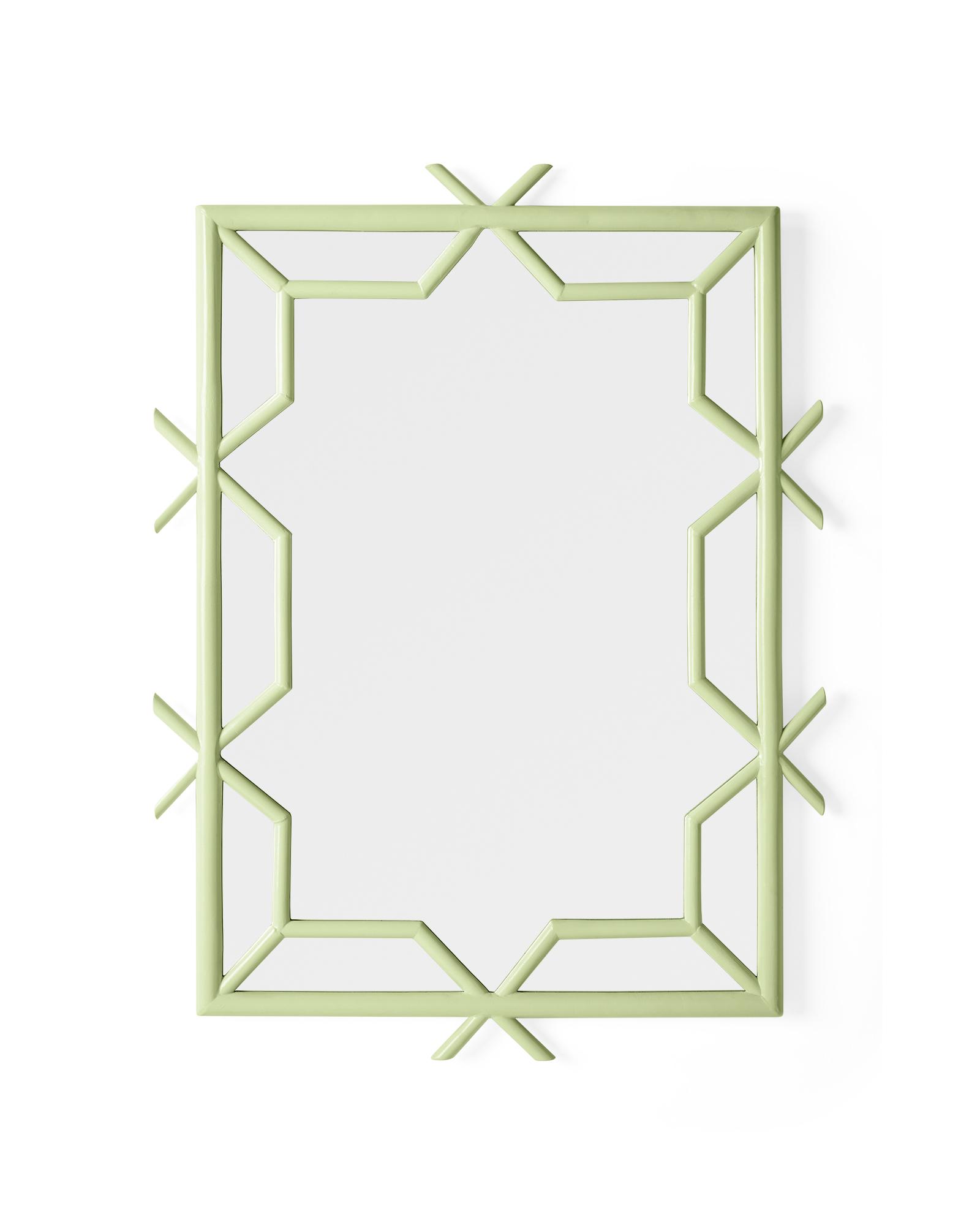 1259022-Mirror-Lanai-Rattan-Pear-33x44-web-0617-SH