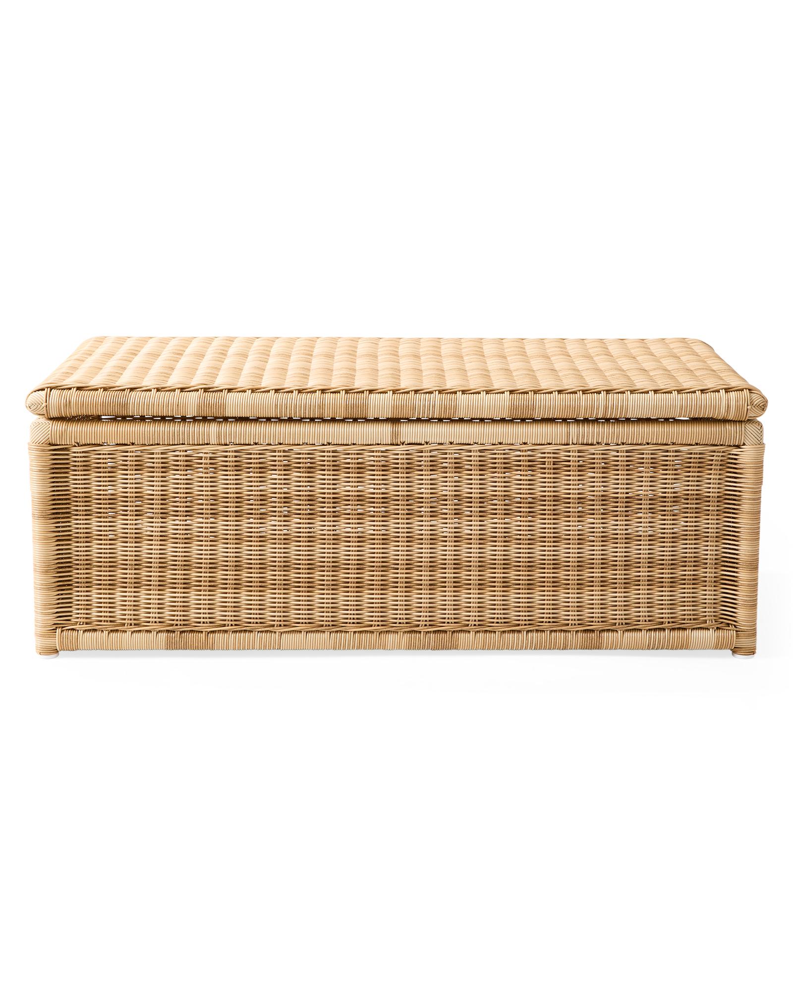 1262821-Outdoor-Storage-Trunk-Pacifica-Light-Dune-web-x0906-SH