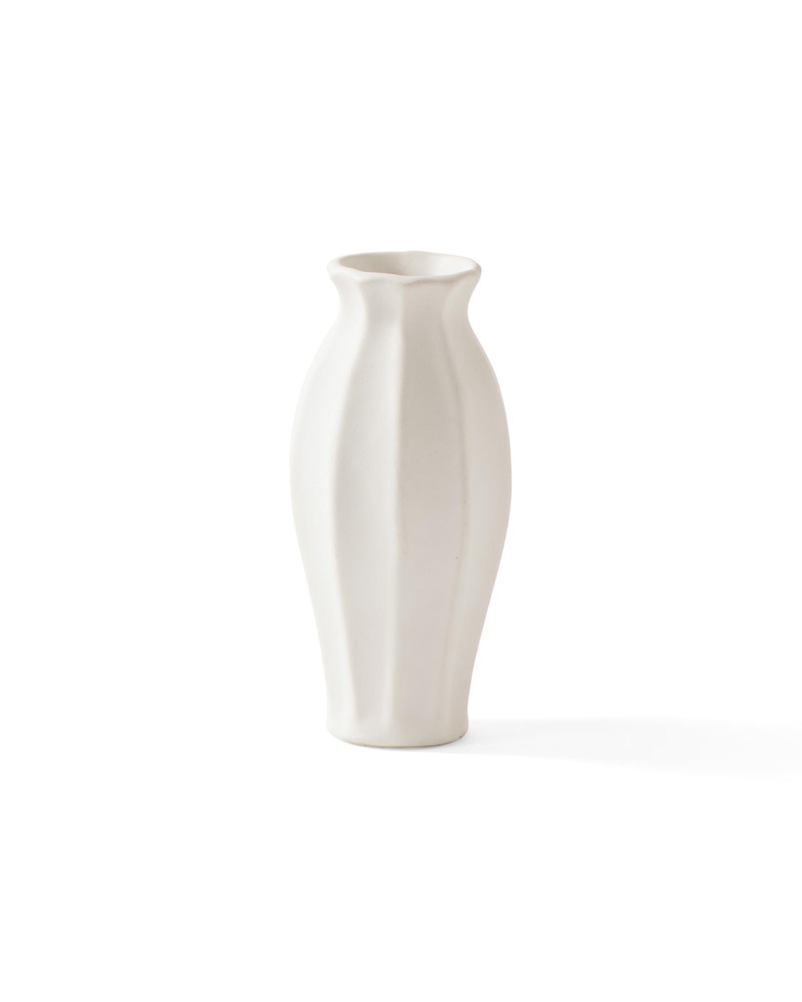 1336056-Decor-Vase-Primrose-Bud-Matte-White-web-0580-SH