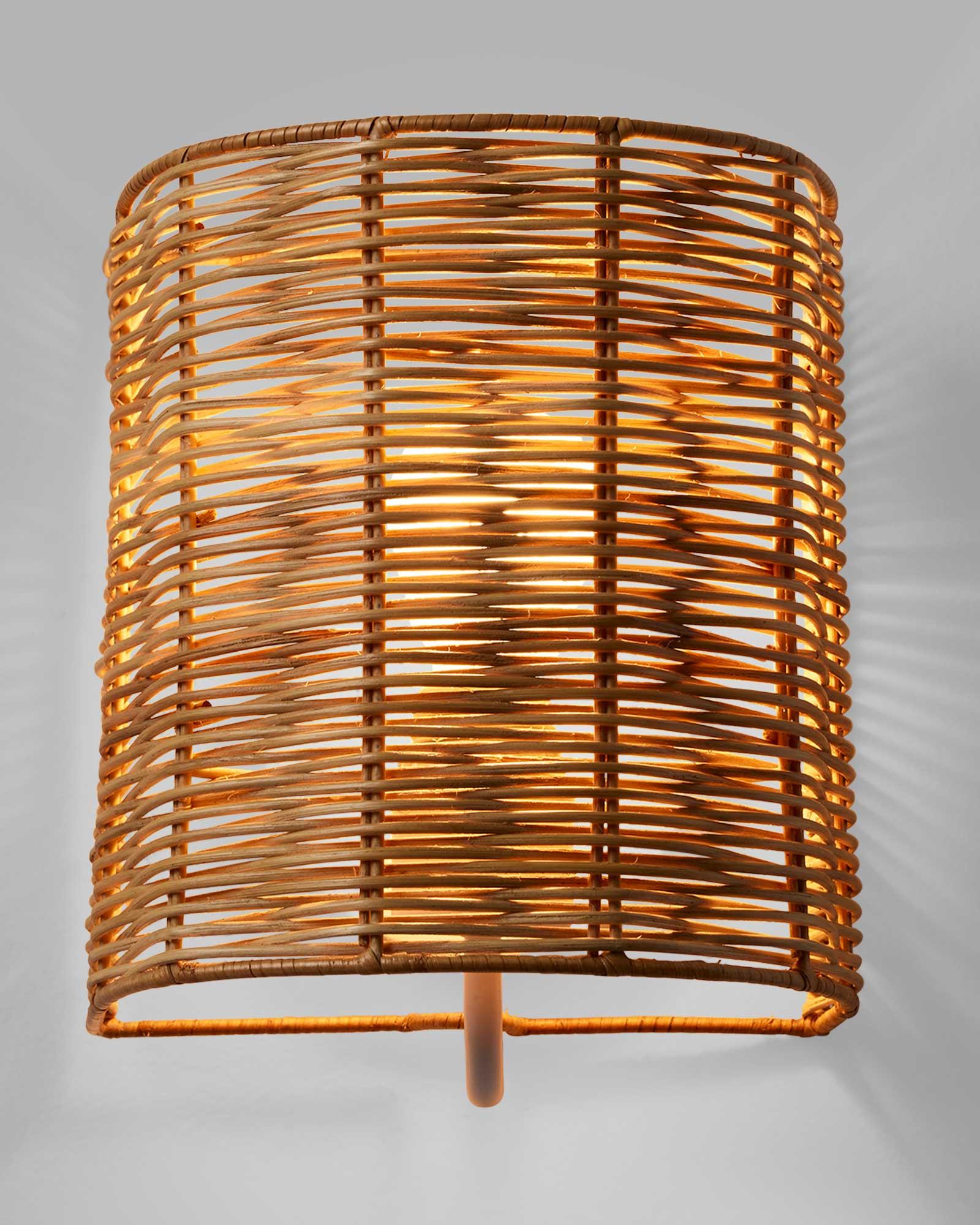 449984-Lighting-Sconce-Santa-Barbara-Natural-Rattan-Drum-web-x0120-SH