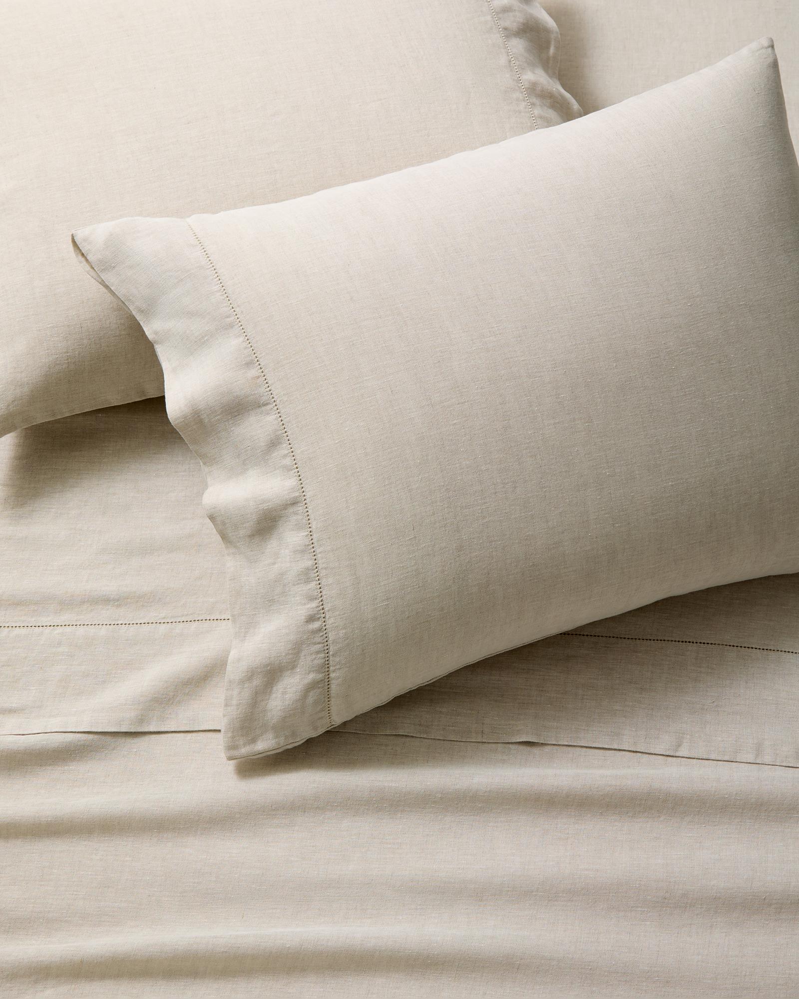 820515-Sheets-Set-Portofino-Chambray-Flax-web-x1562