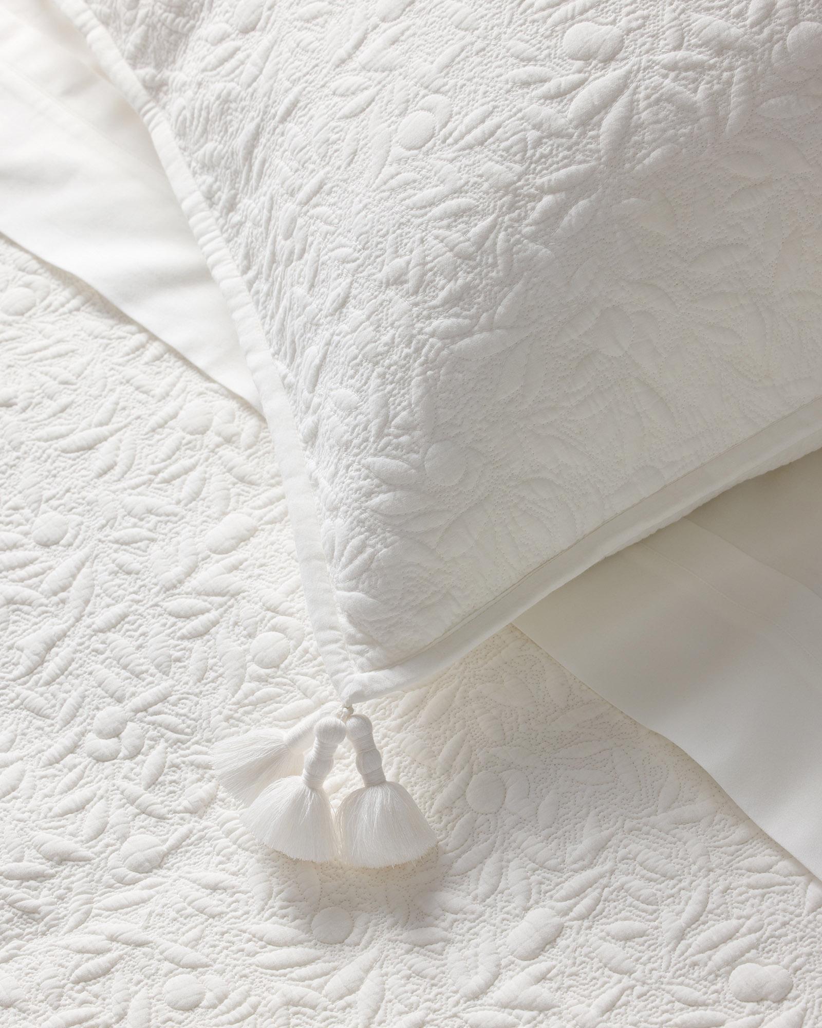 Bedding-Bundle-White-Cortland-Quilt-Shams-Sateen-Sheet-Set-x0379_CV1