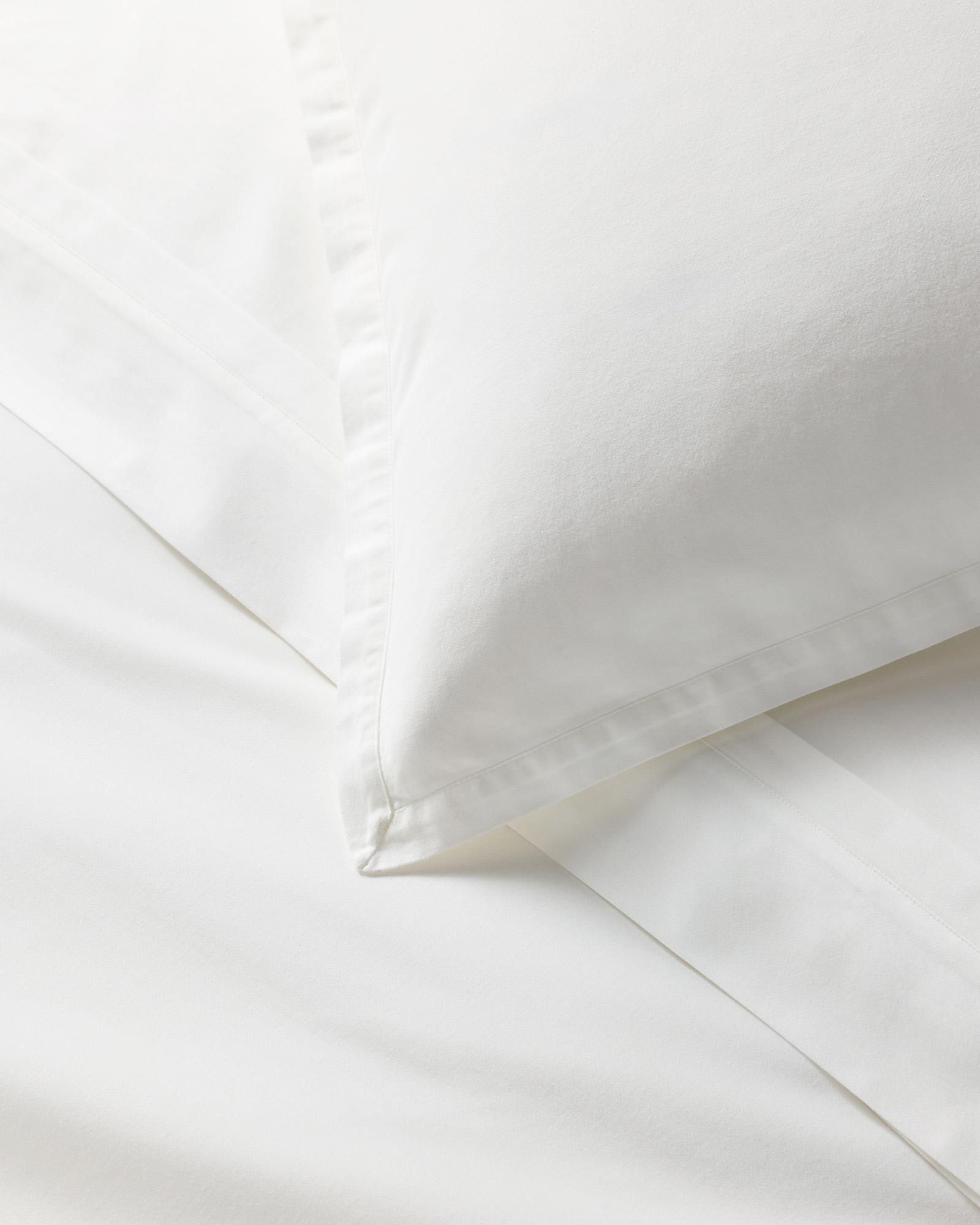Bedding-Bundle-White-Sateen-Border-Frame-Shams-Sheet-Set-x0348_CV1