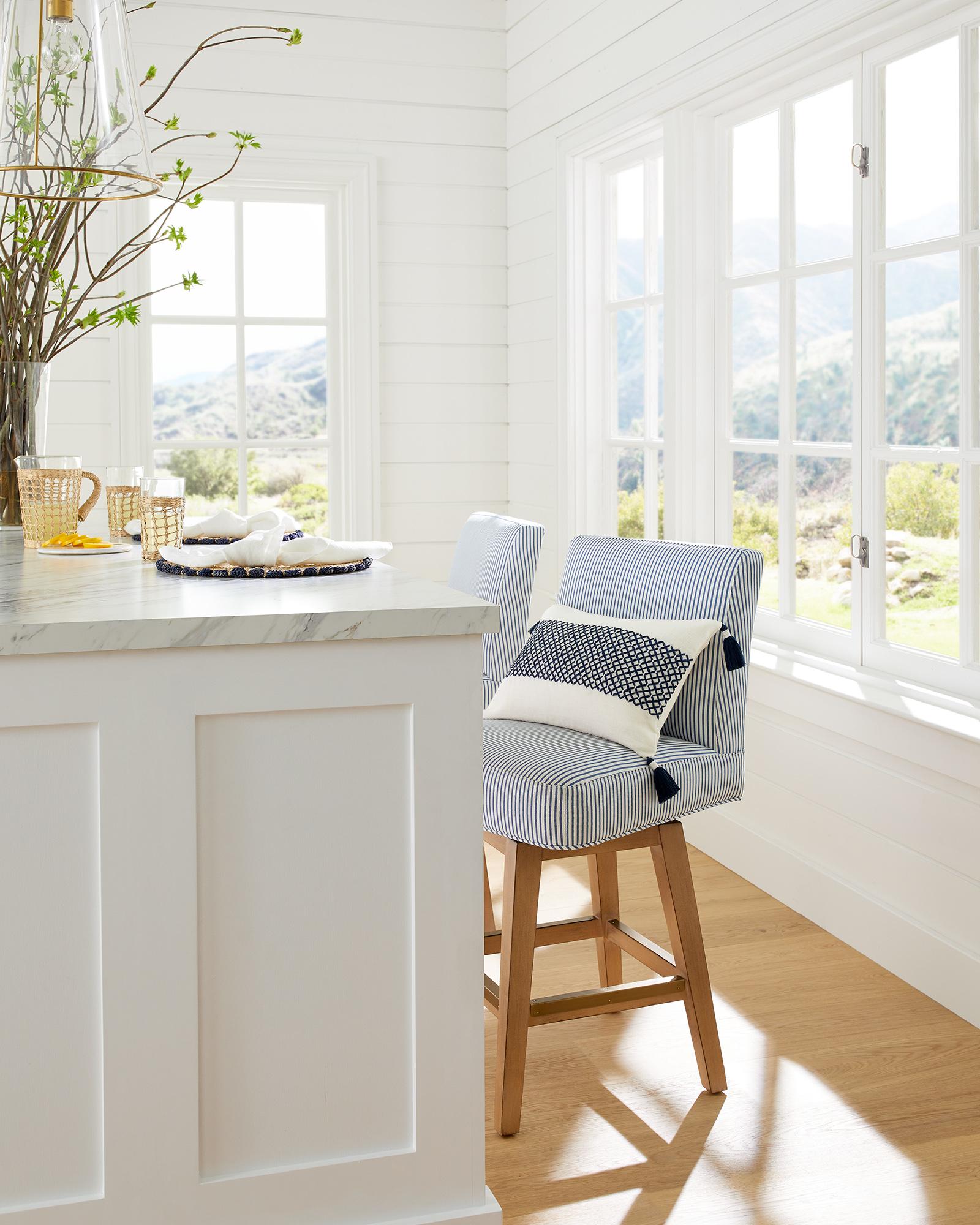 CAT_Counter_Stools_Ross-0554