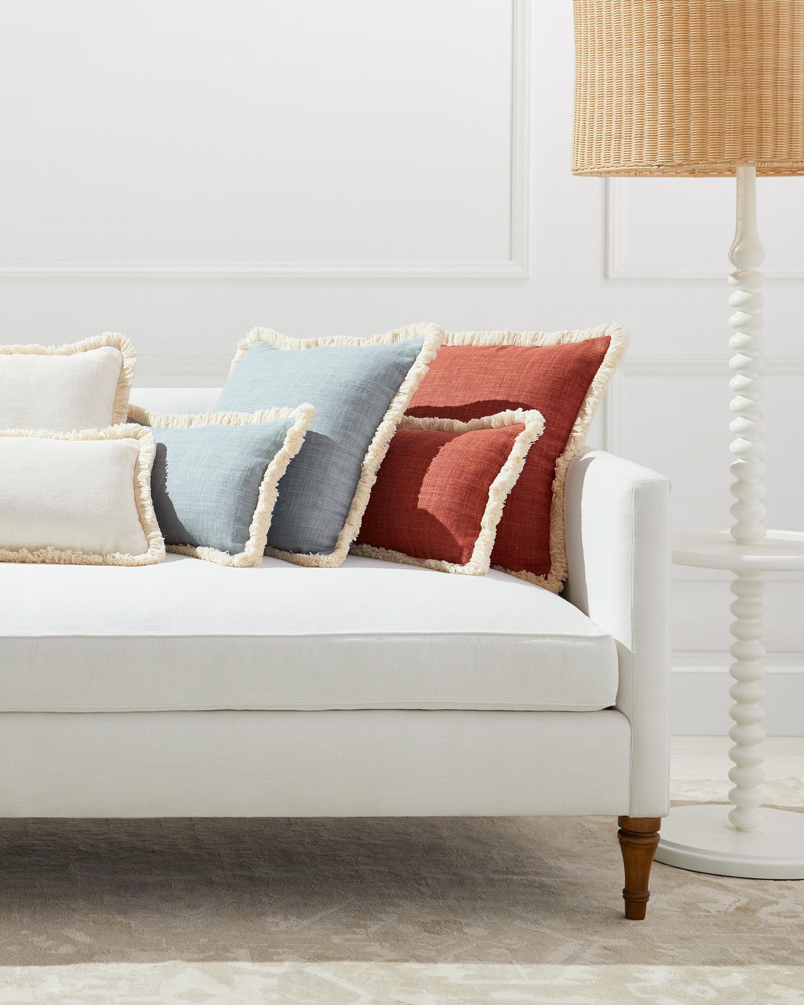 CAT_Pillows_Bowden_v1-0405_CV1