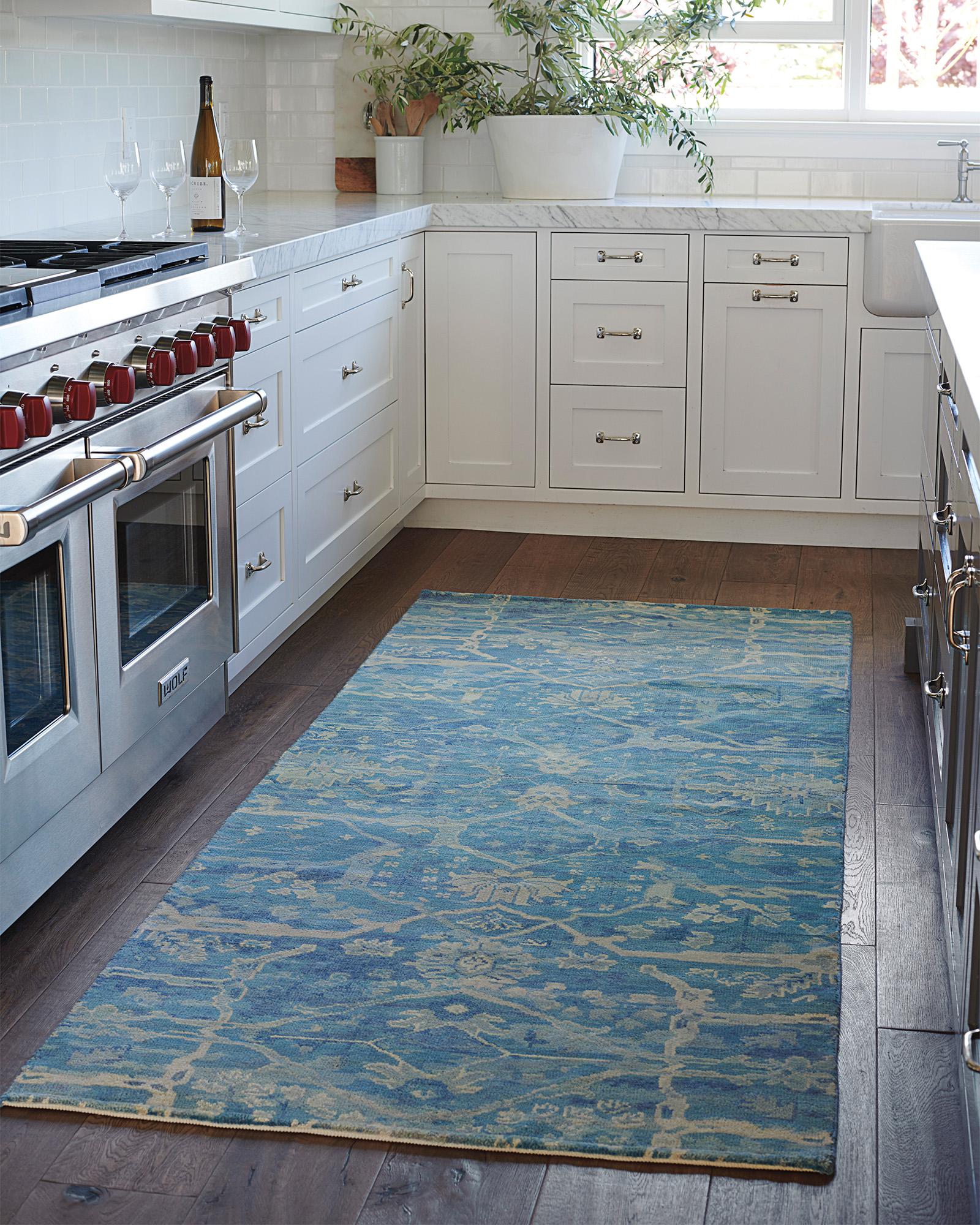 CAT_Runner_Amelia-761-V2_Crop_BASE