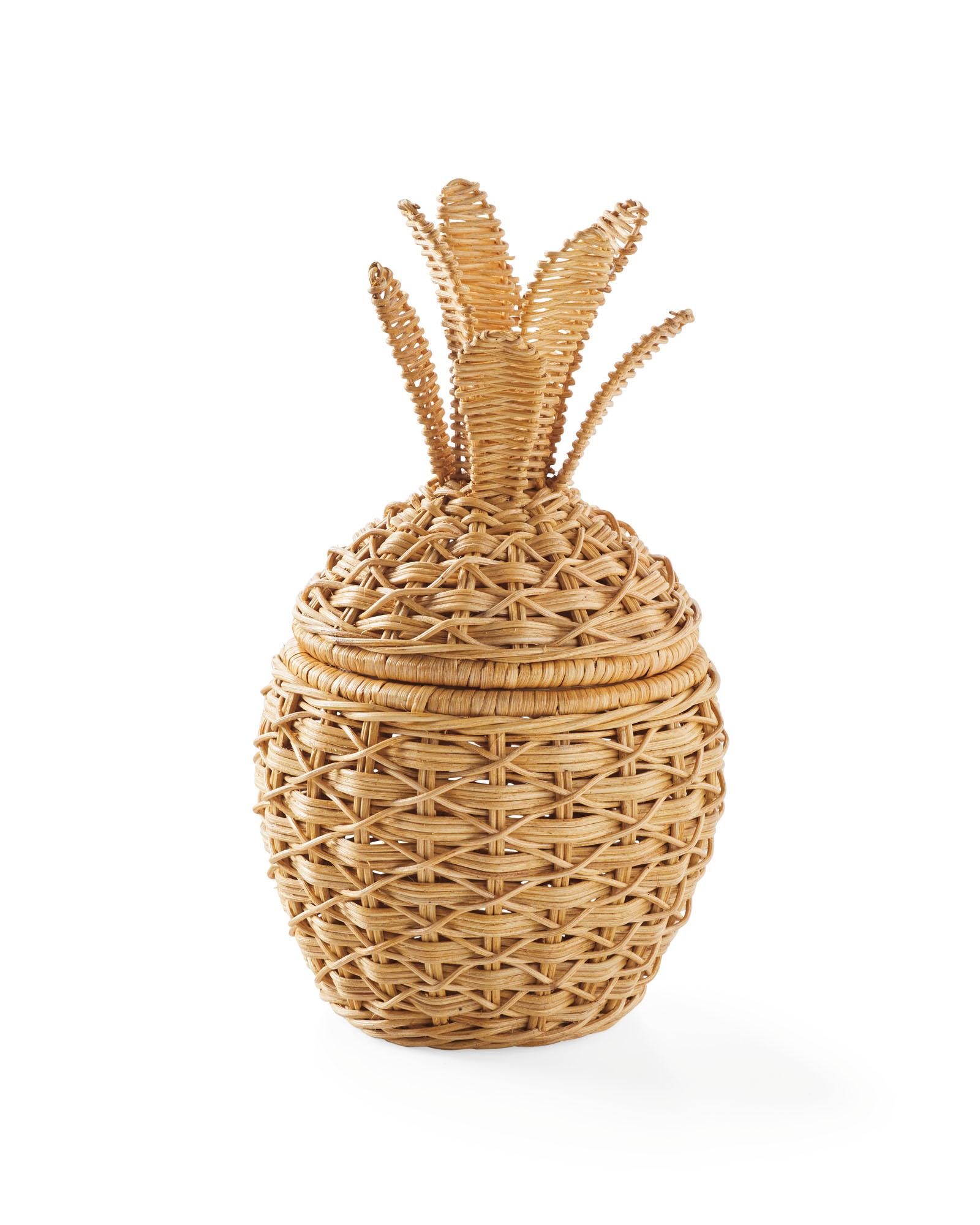 Dec_Acc_Wicker_Pineapple_Large_MJ_1535_Crop_SH