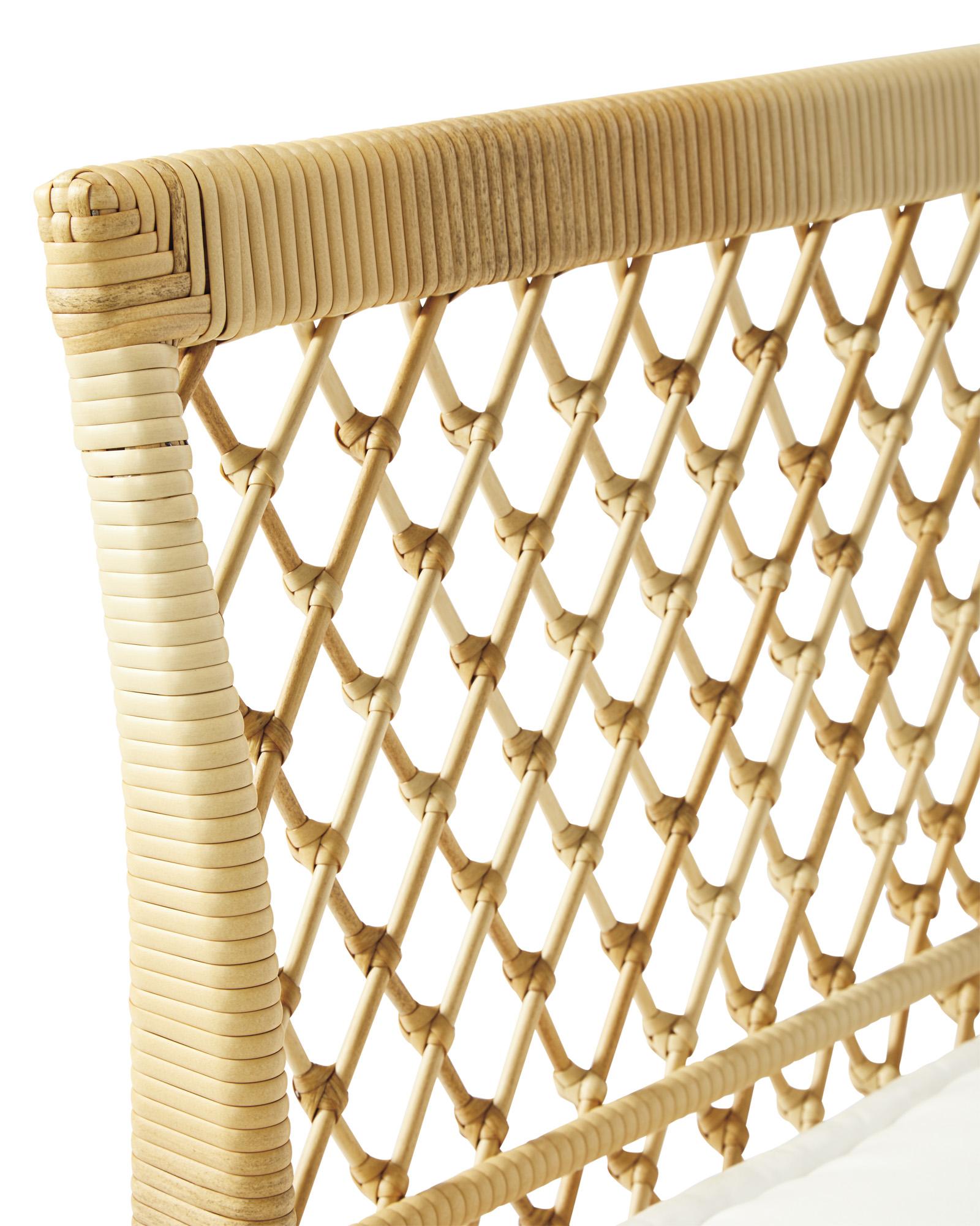 Furn_Capistrano_Daybed_Light_Dune_Detail_No_Bolsters_MV_586_Crop_OL