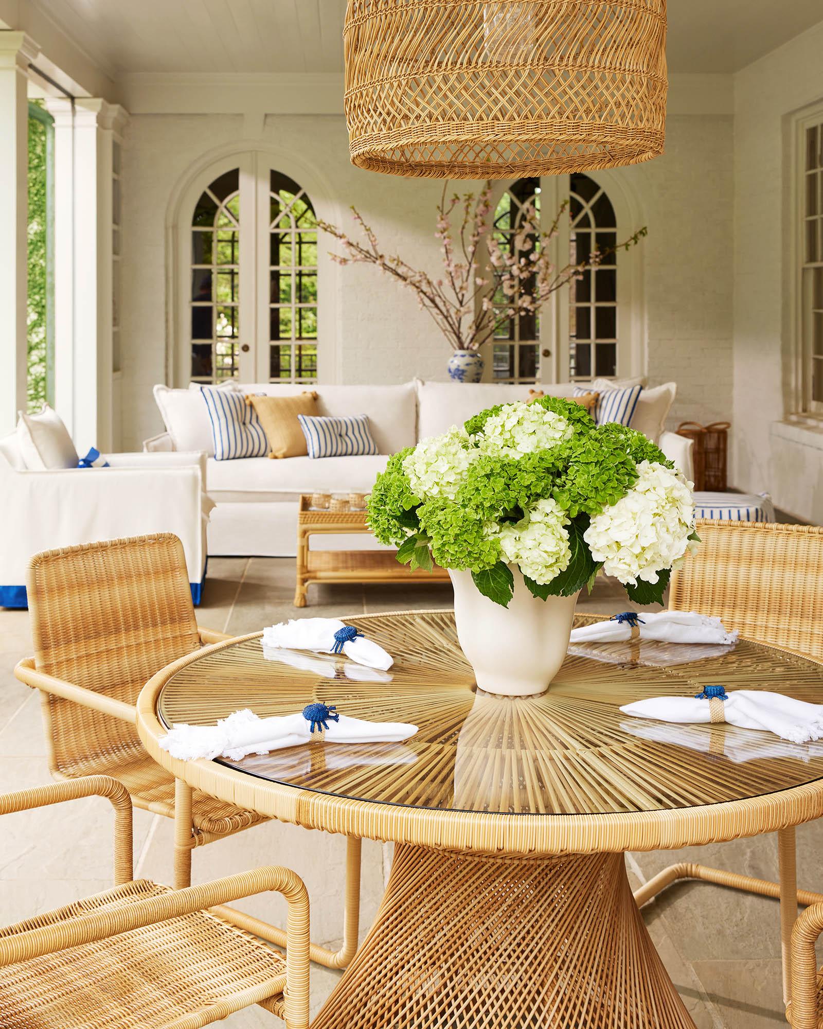 Indoor-Outdoor-Dining-Living-Room-Blithedale-Table-x0387_CV1
