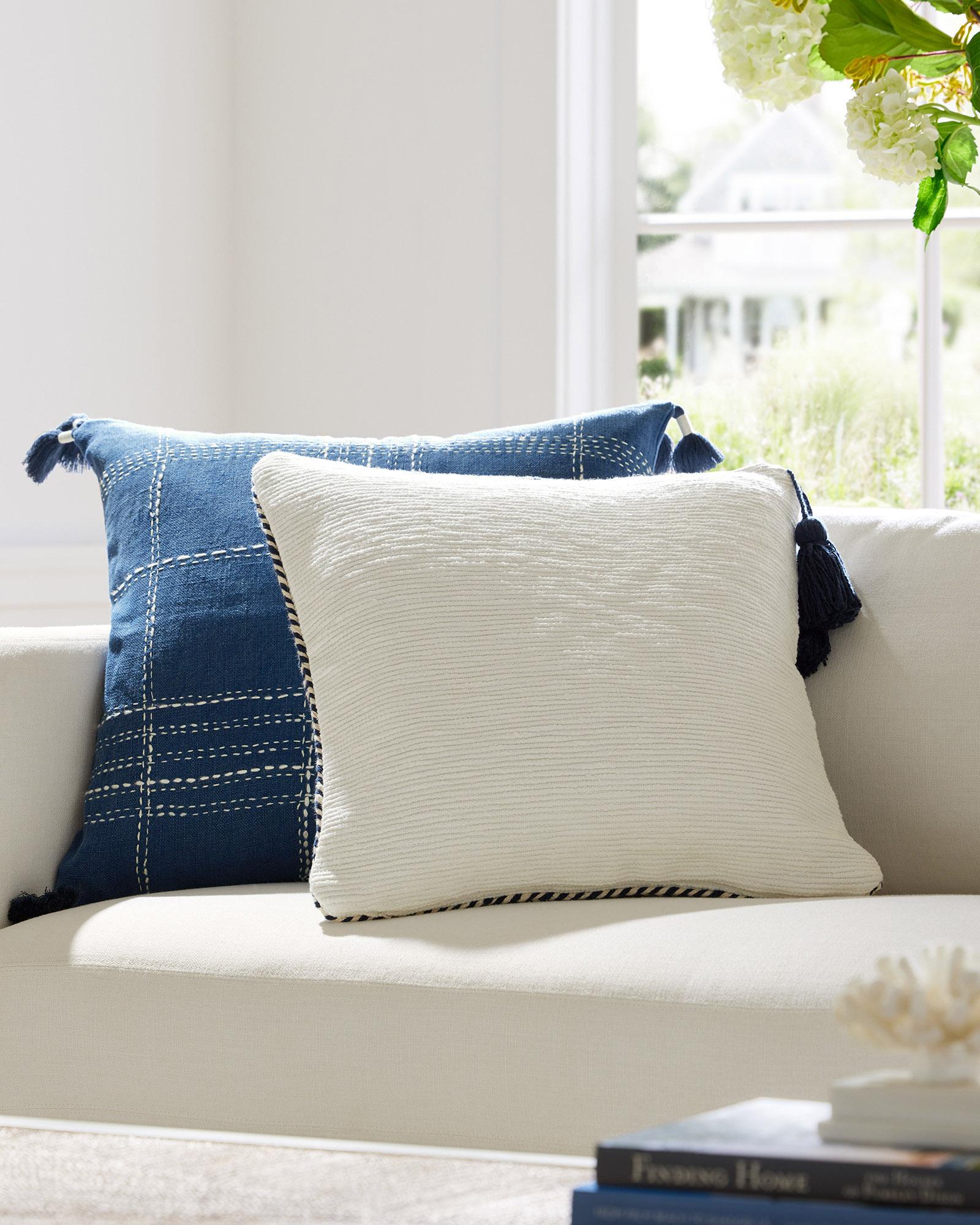 LR_Barton_Hughes_Pillows-0576