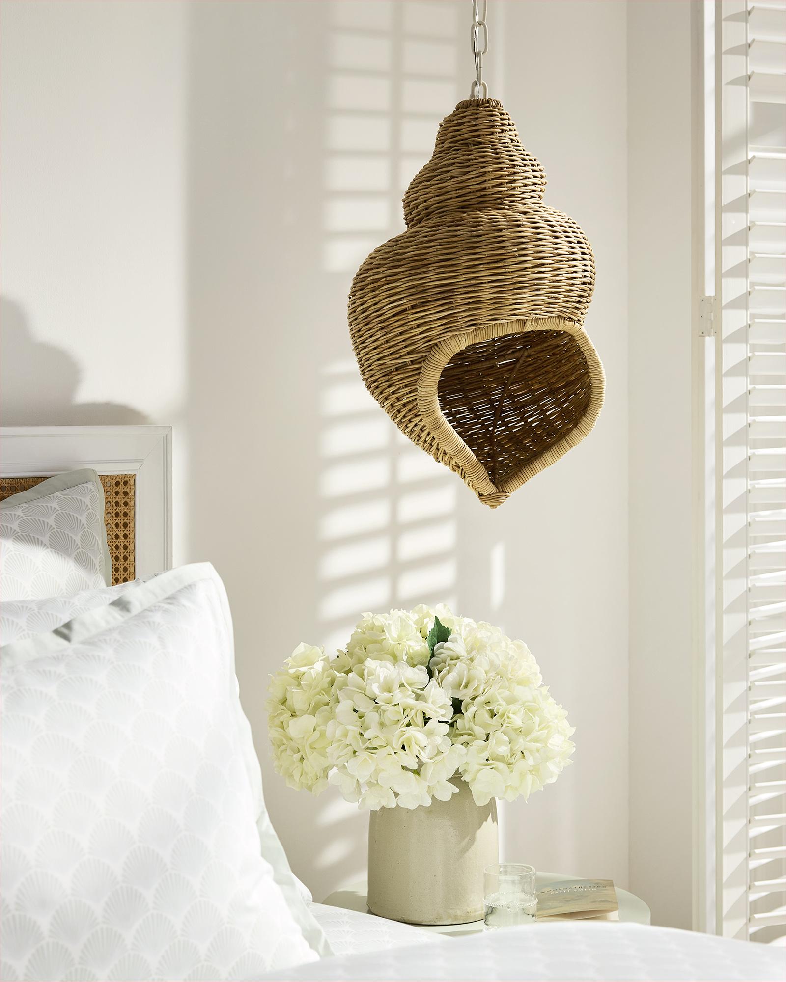 Lighting-Rattan-Wicker-Pendant-Shell-brand-x11996_CV1_1