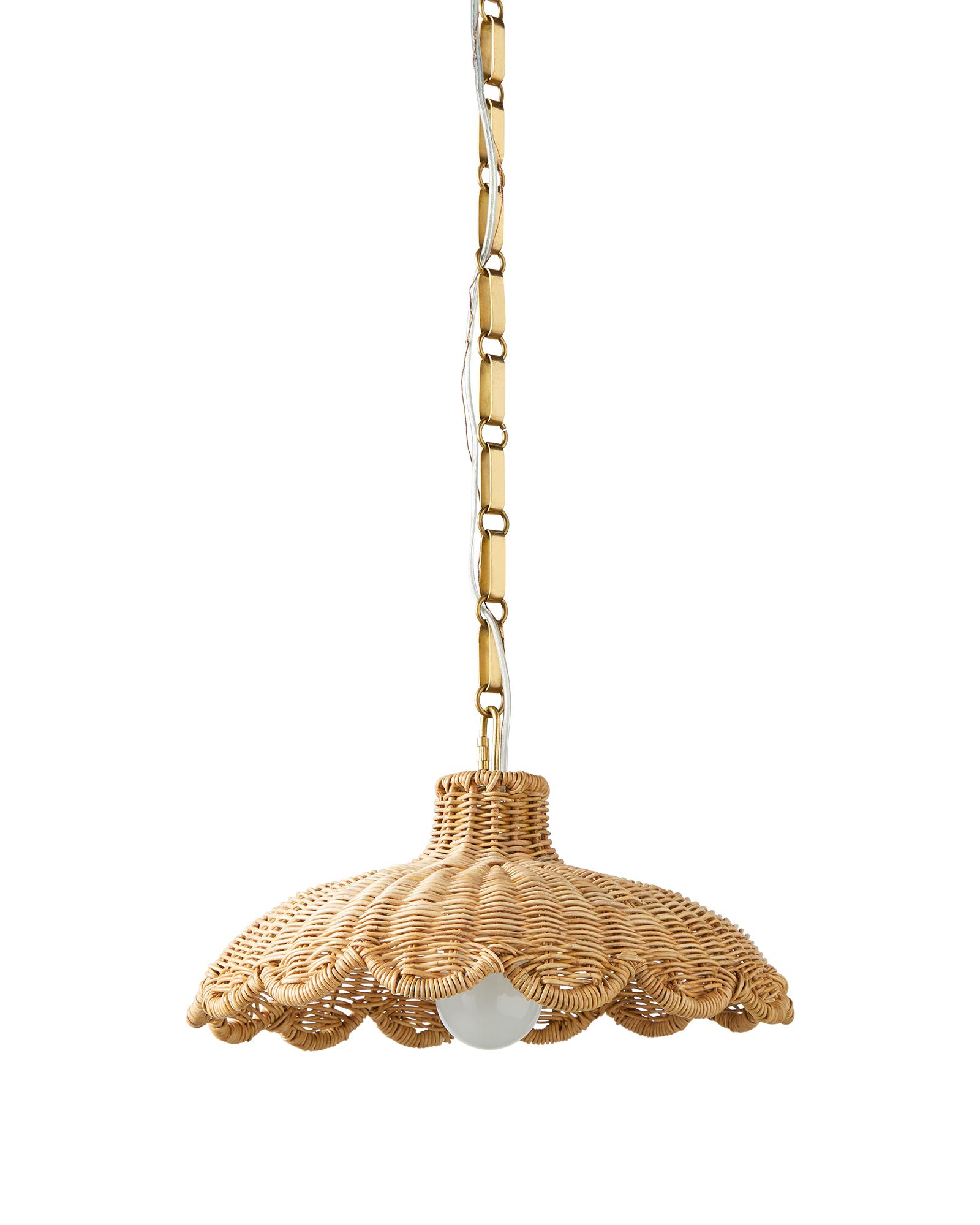 Lighting_Scallop_Pendant_Small_Natural_NEW_ANGLE_MV_0226-SH